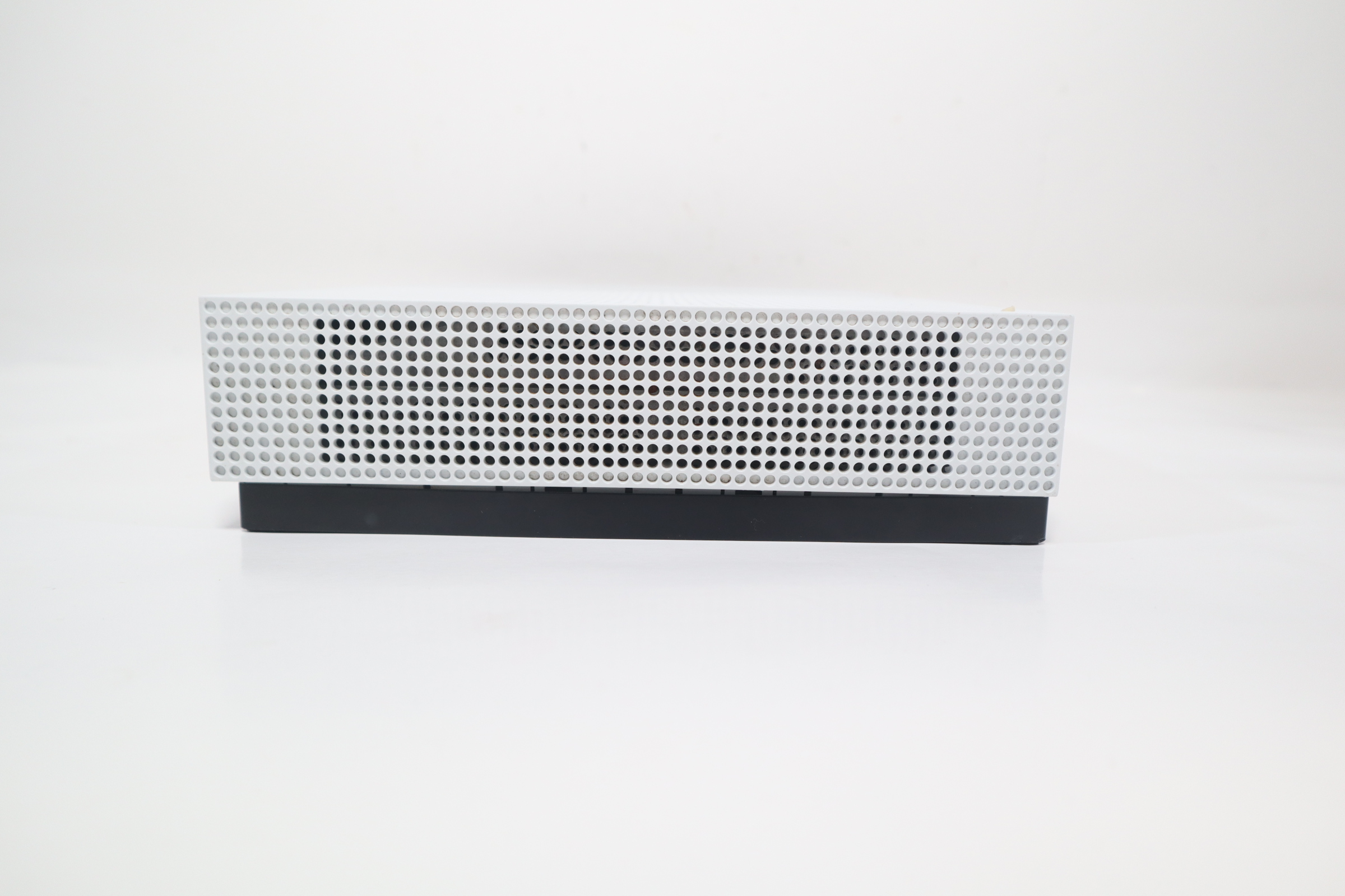 Xbox one s on side store