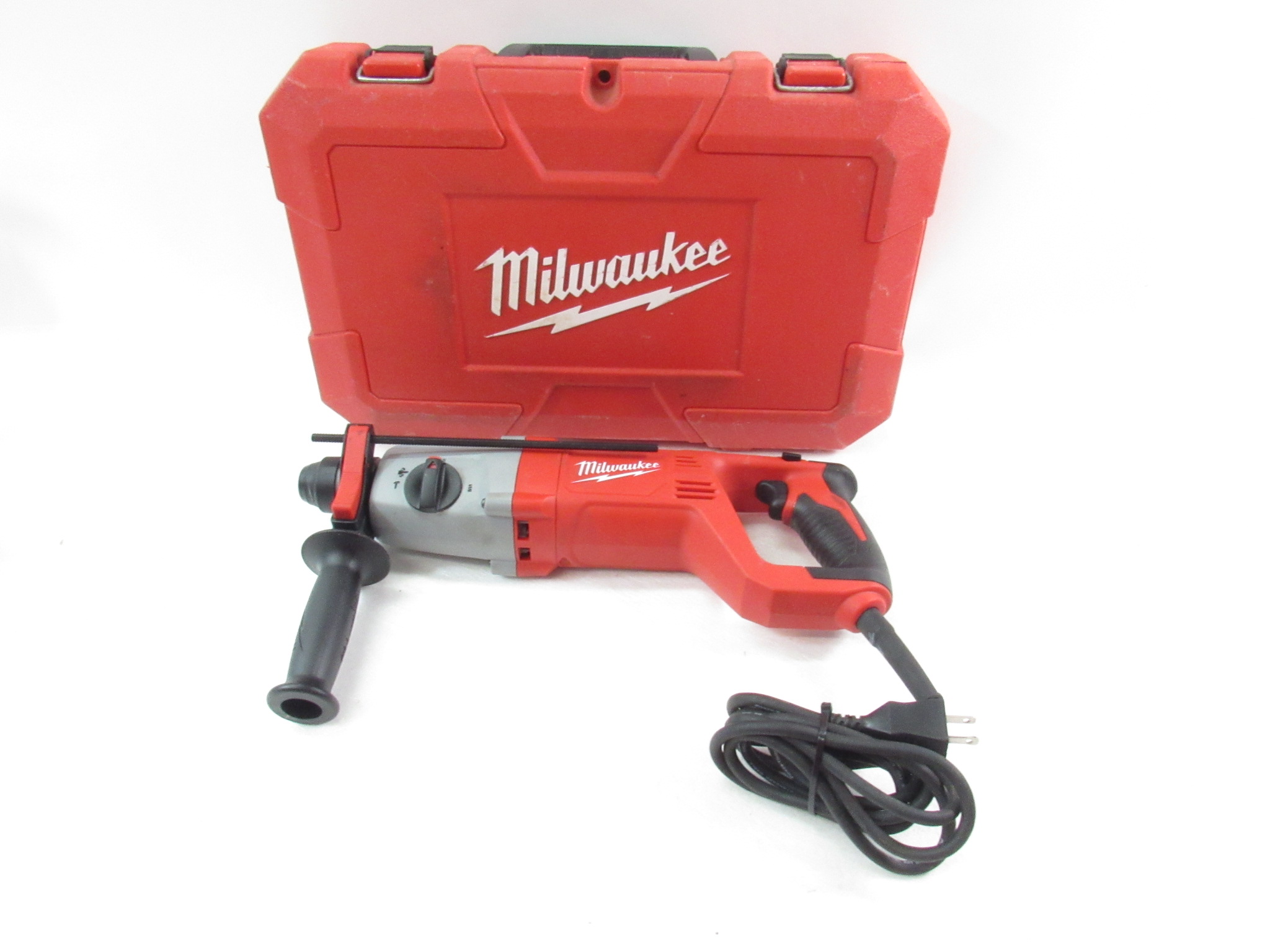 Milwaukee 5262 21 8 Amp Corded 1 SDS D Handle Rotary Hammer