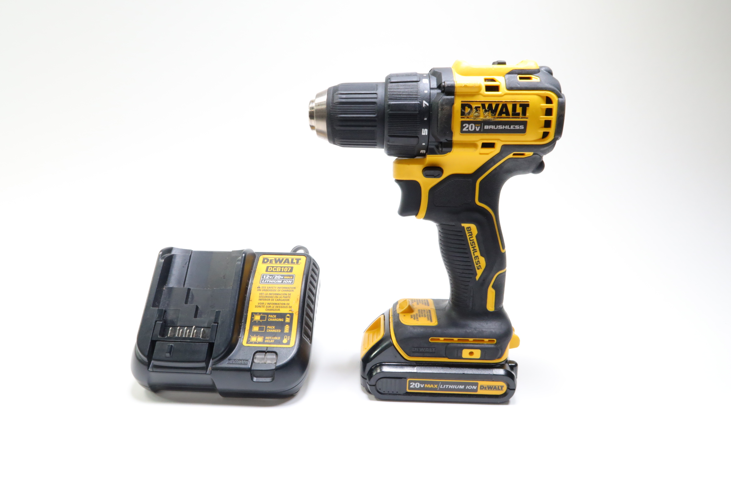DeWalt DCD708 20V MAX Cordless Brushless Compact 1 2 Drill Driver Kit