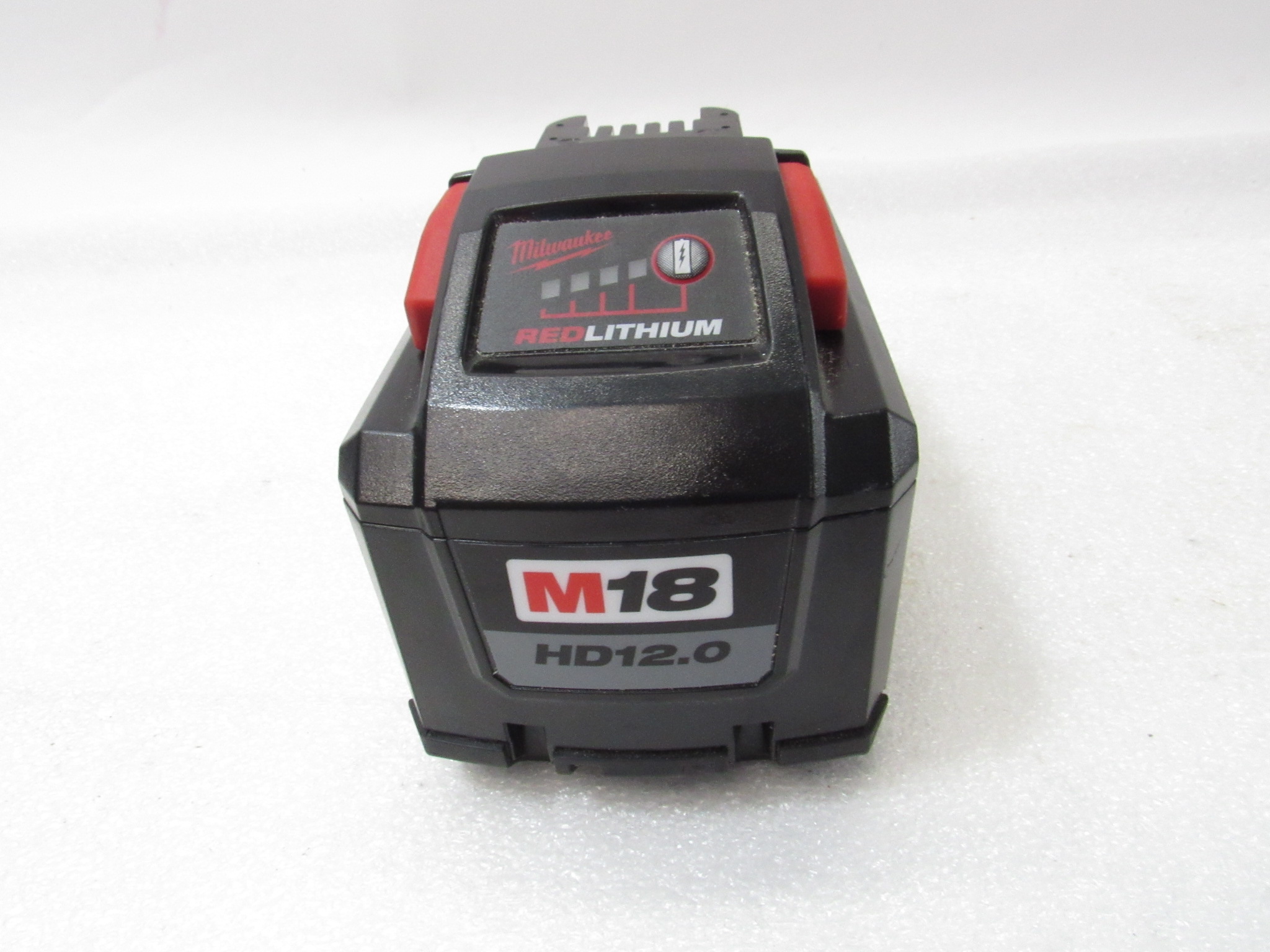 Milwaukee 48-11-1812 M18 REDLITHIUM HIGH OUTPUT HD 12.0 Battery Pack