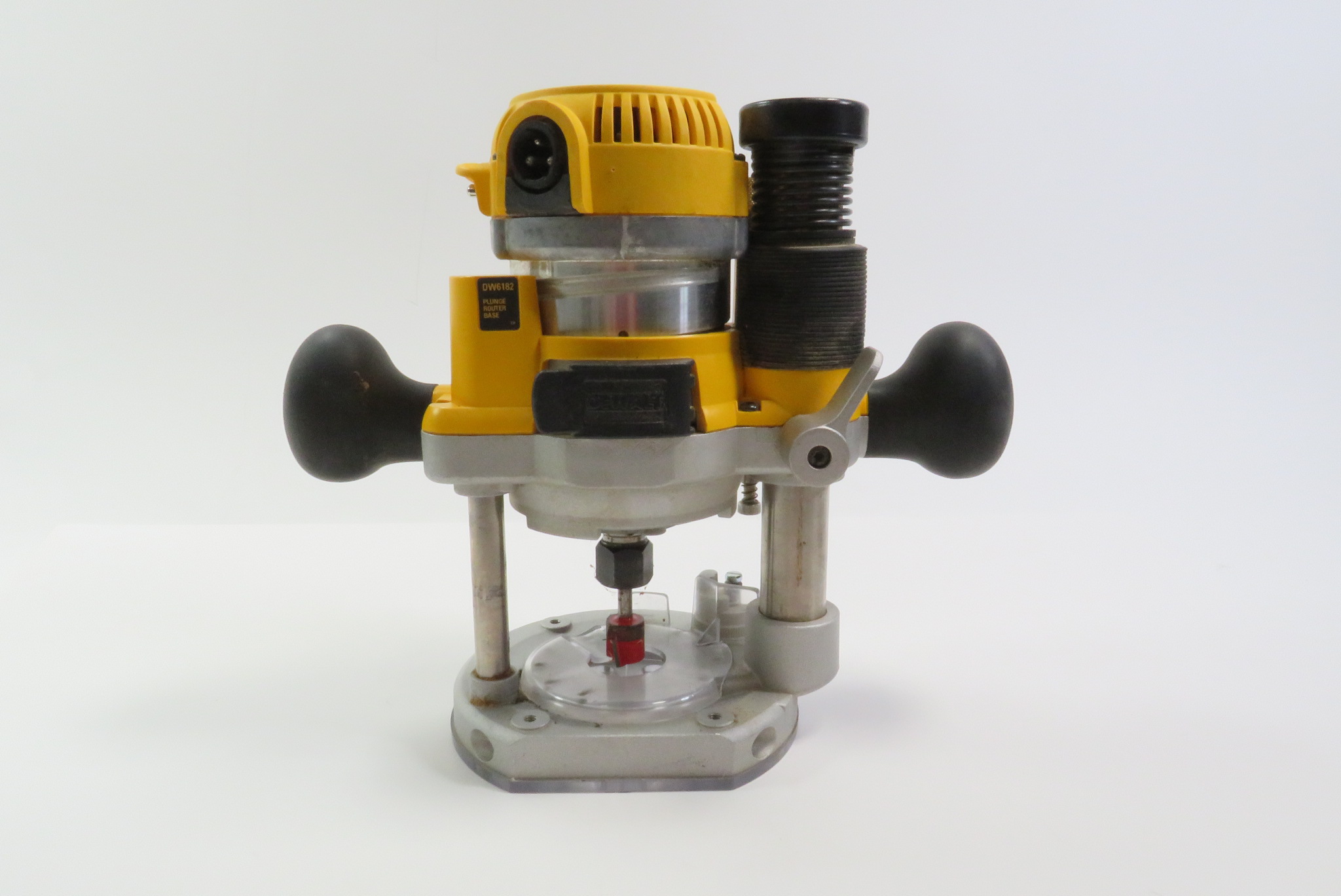 DeWalt DW618PK 2-1/4 HP Electronic Fixed Base/Plunge Router Combo Kit