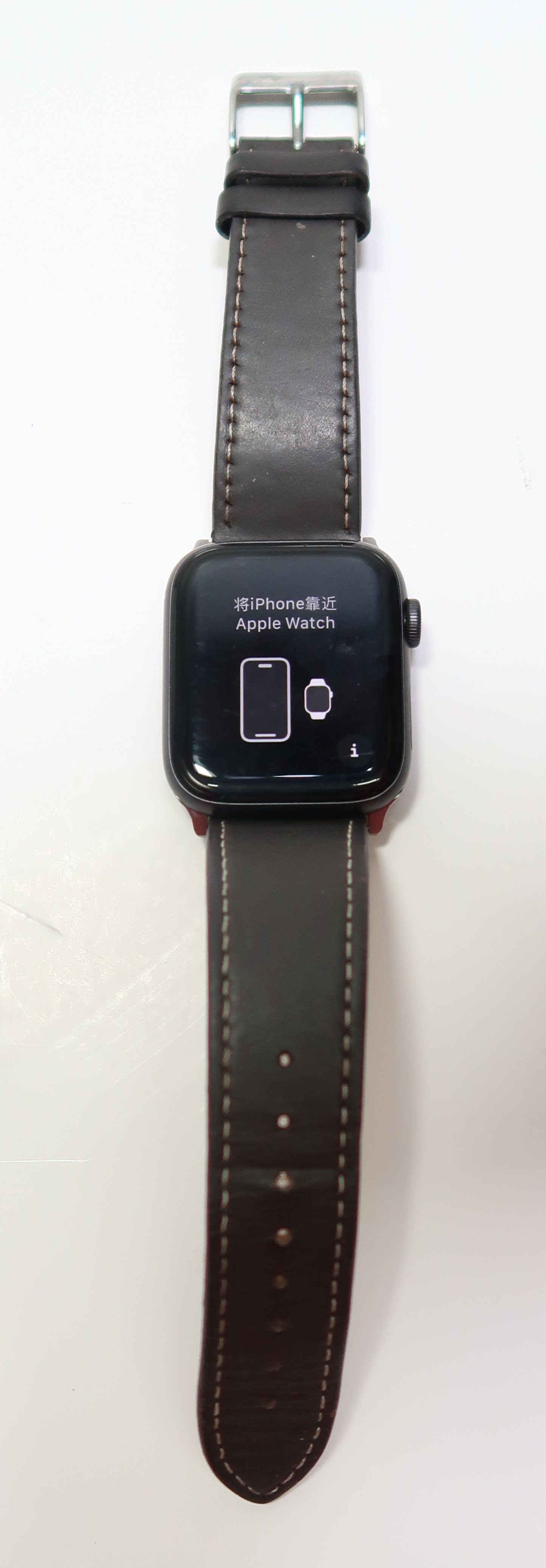 Apple SE A2352 GPS 44mm Space Grey Aluminum Case Smartwatch 0609