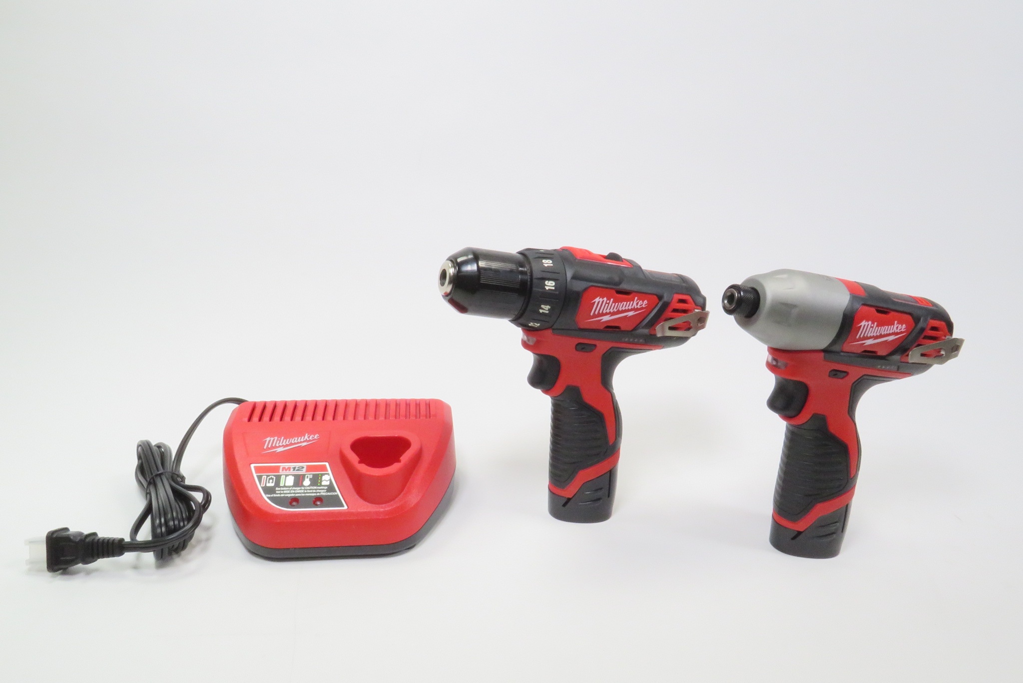 Milwaukee 2494-22 M12 12V Cordless 3/8" Drill / 1/4" Hex Impact Driver Kit