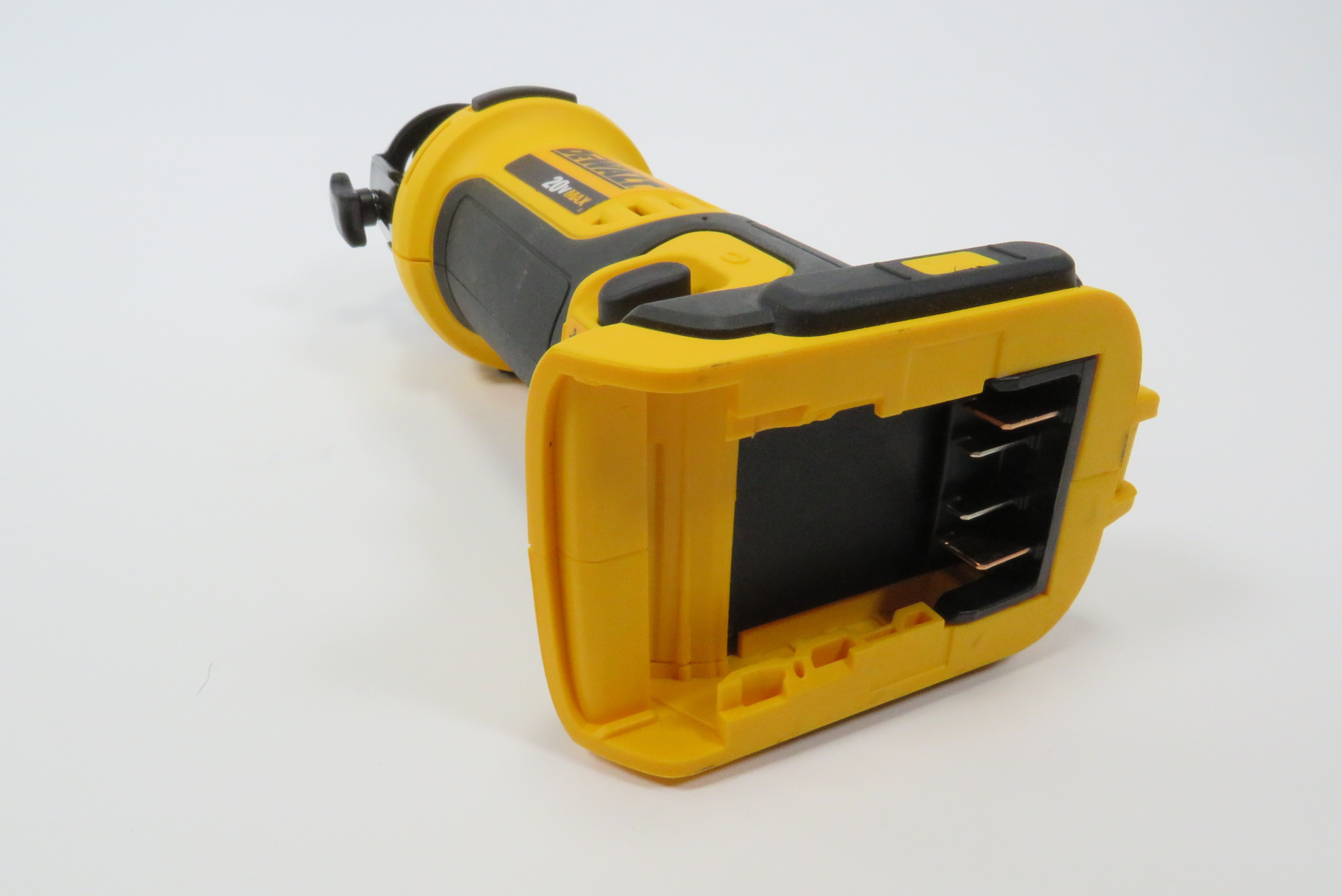 DeWalt DCS551 20V Max Cordless Cut-Out Tool
