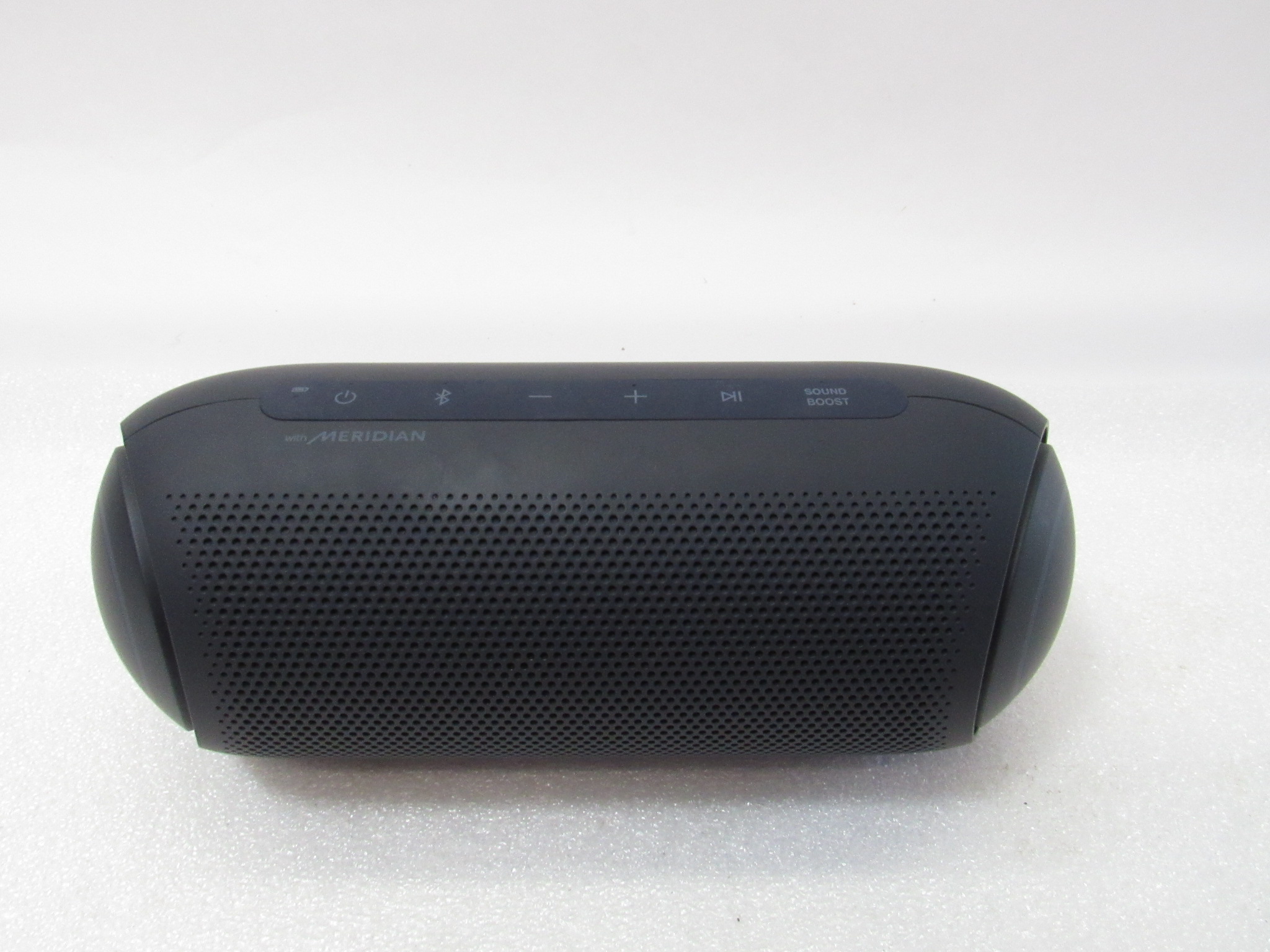 LG Pl7 XBOOM Go Portable Bluetooth Speaker