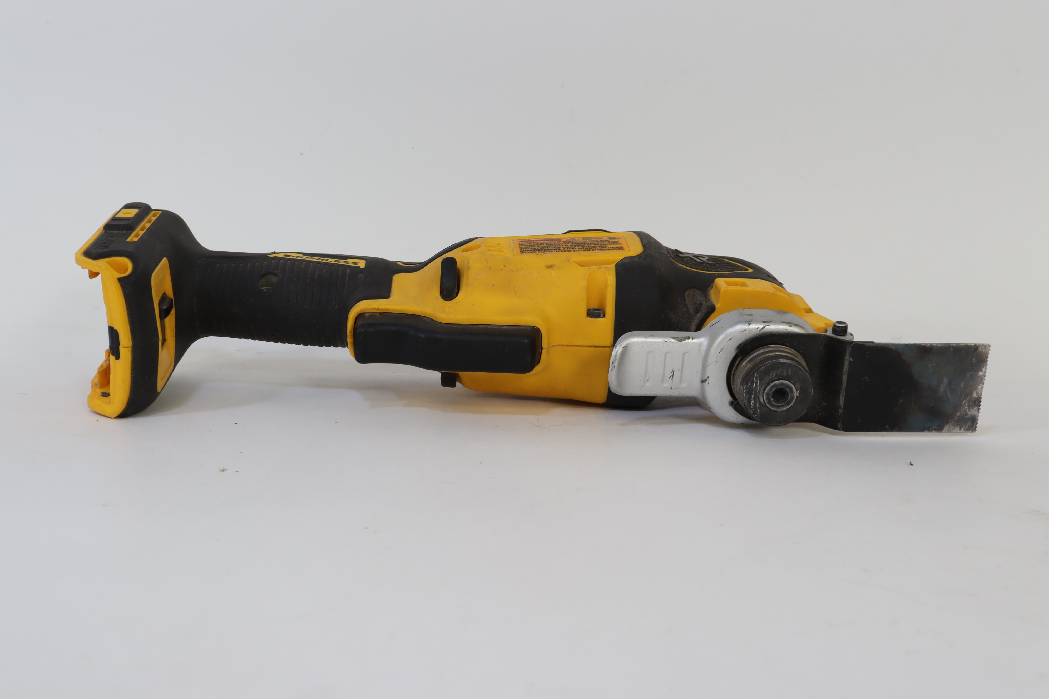 DEWALT DCS356 20-Volt MAX Brushless Lithium-Ion 3-Speed Oscillating ...