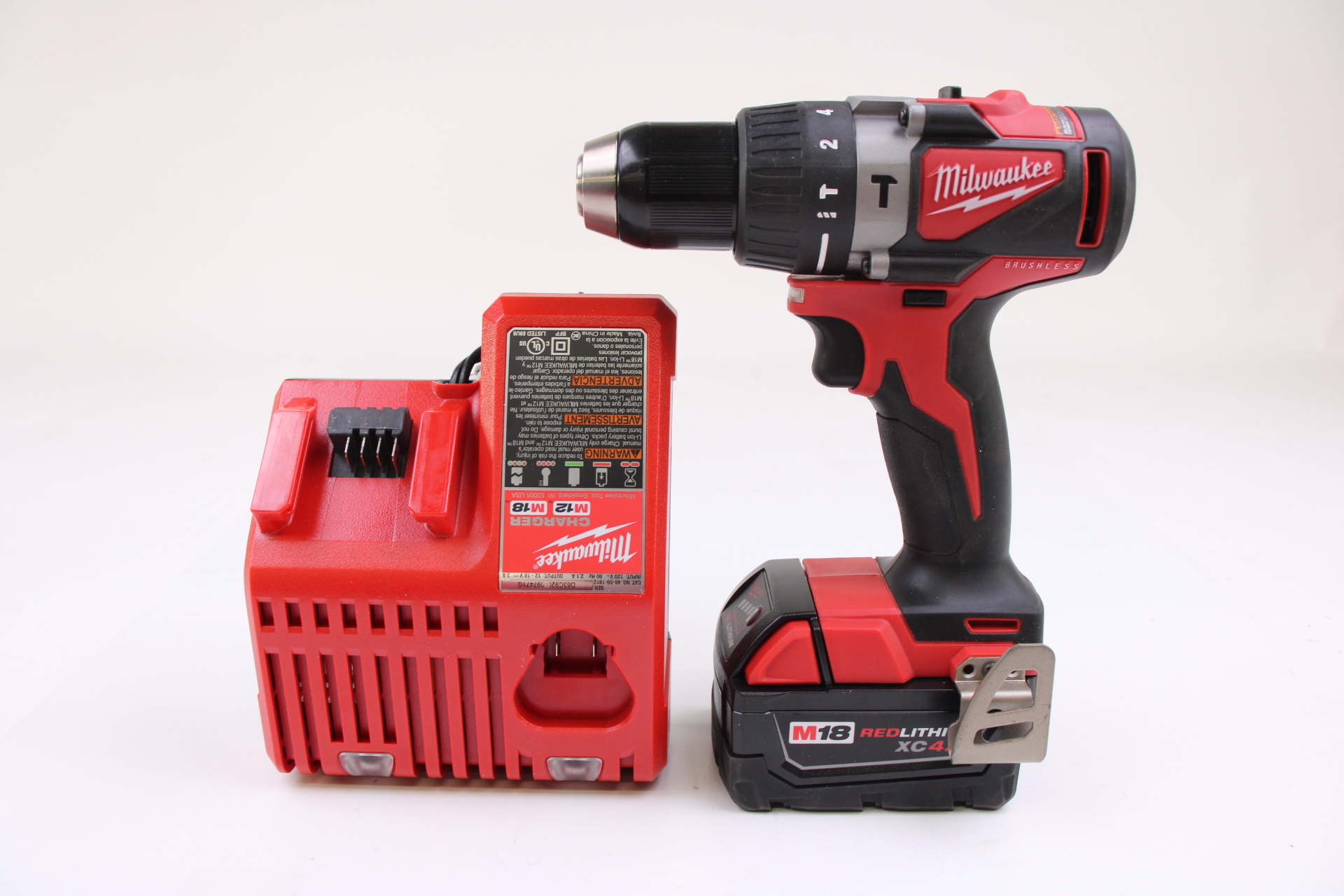 Milwaukee 2902-20 M18 18V Li-Ion Brushless Cordless 1/2 in. Compact ...