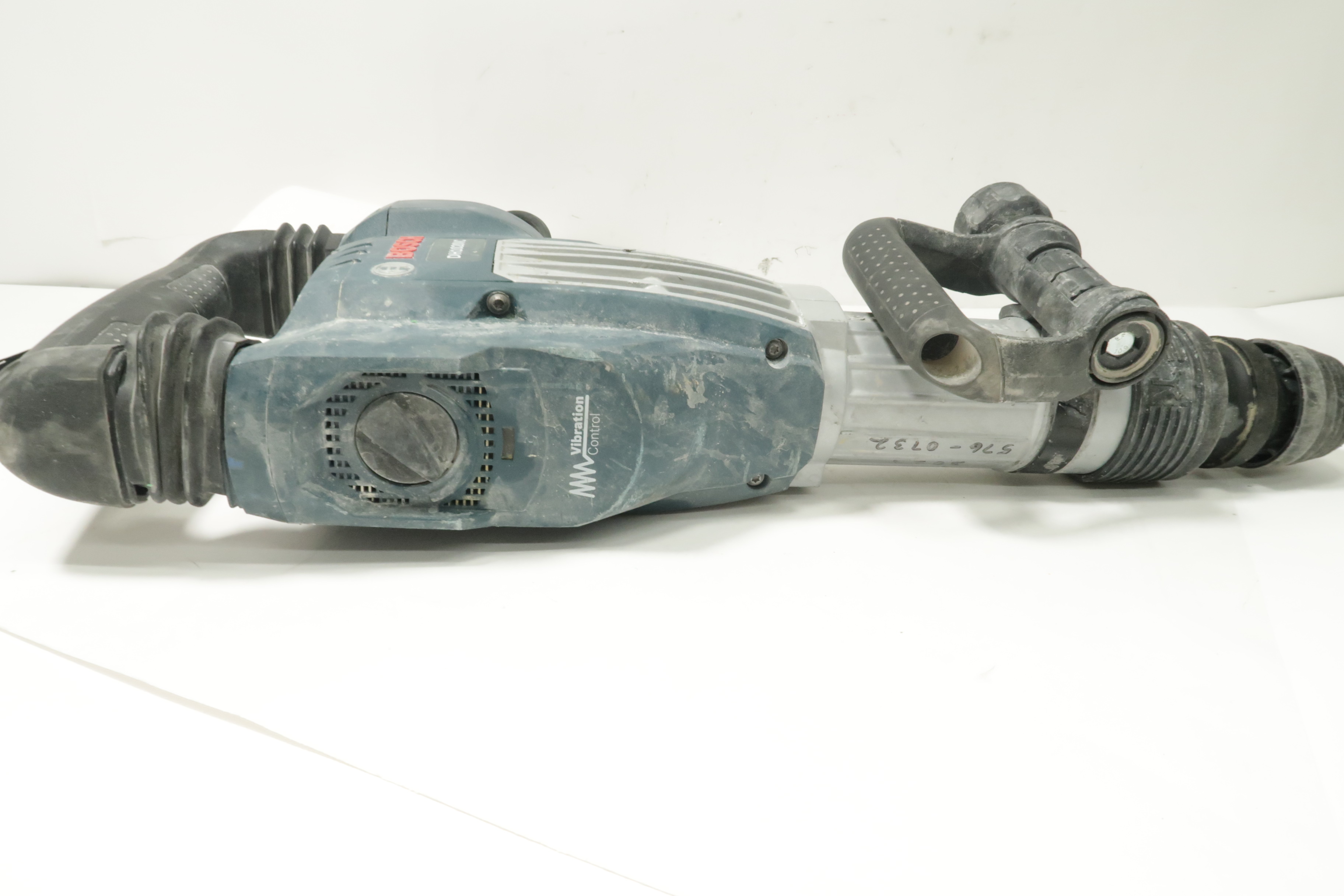 Bosch DH1020VC Corded 15 Amp SDS-max Demolition Hammer (LOCAL PICKUP ONLY!)