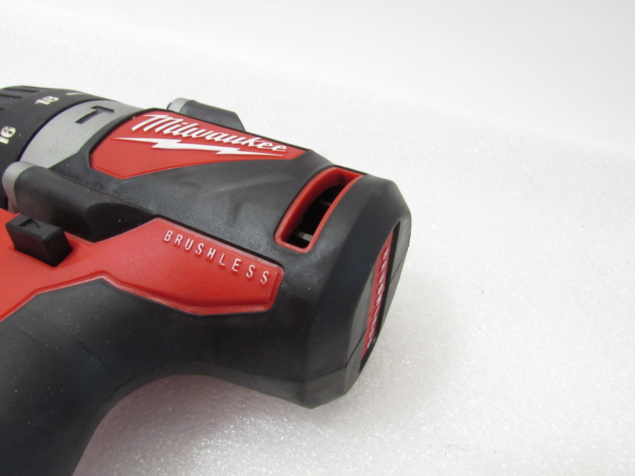 Milwaukee 2902-20 M18 18V 1/2" Cordless Brushless Hammer Drill/Driver
