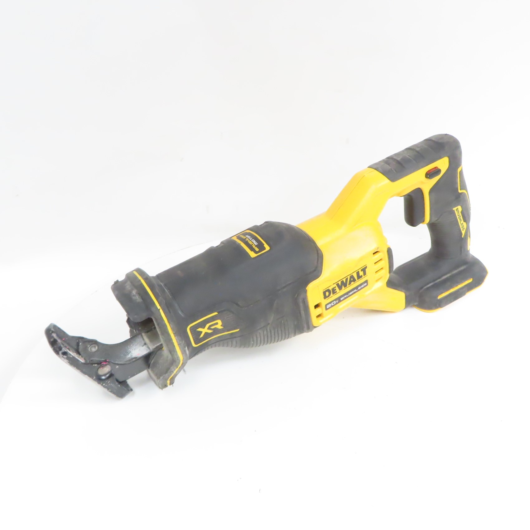 DeWalt DCS382 MAX XR 20V Cordless Reciprocating Saw Kit