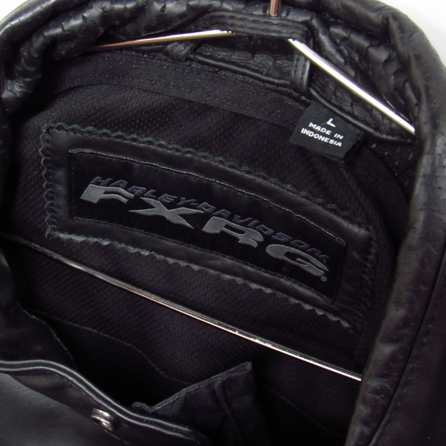 Harley-Davidson 98038-19VM FXRG Triple Vent System Men's Large Leather ...