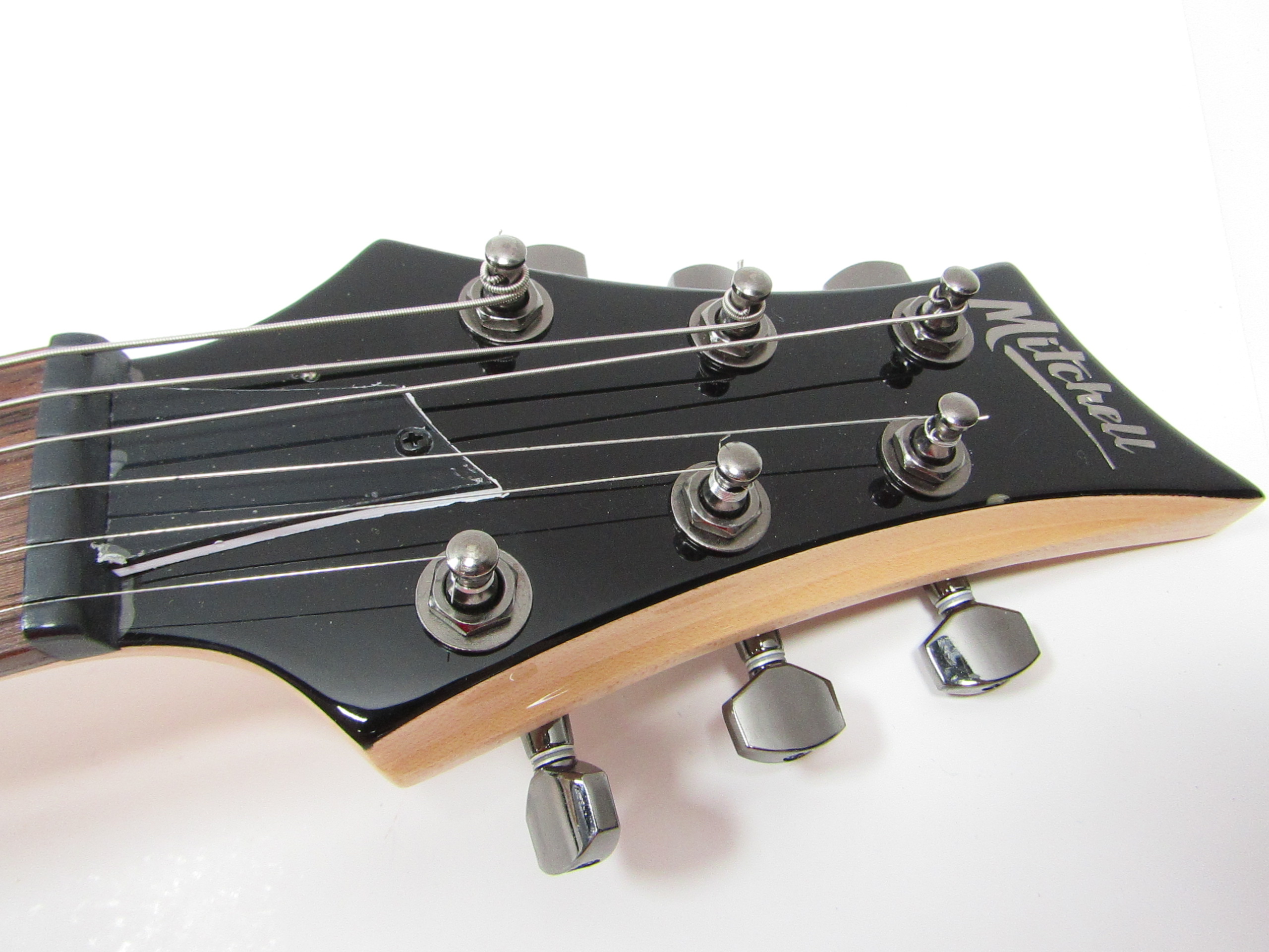 Mitchell MD200 Modern Double-Cutaway White Right Handed Electric Guitar