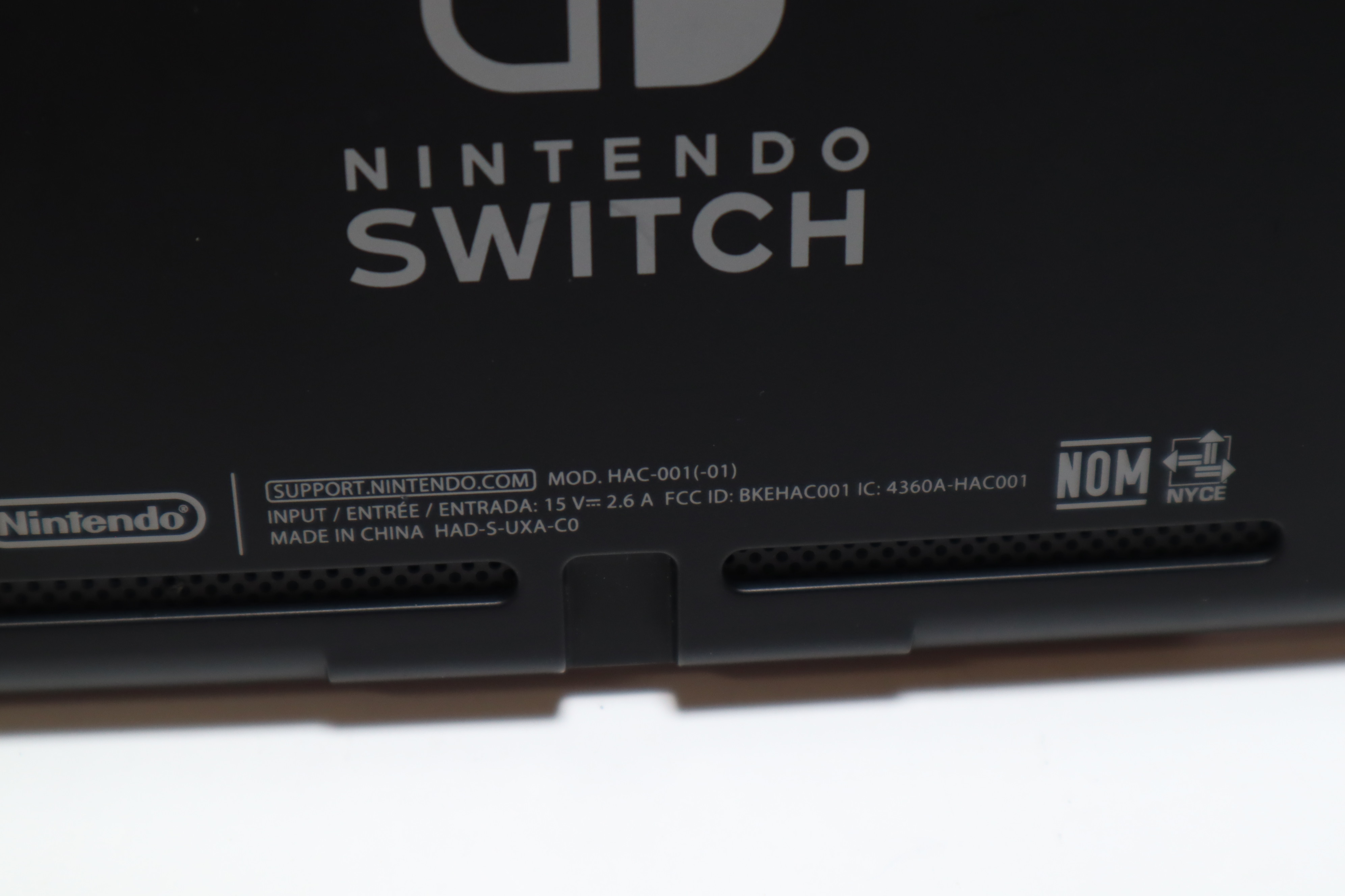 Nintendo HAC-001 Switch Video Game Console 4619