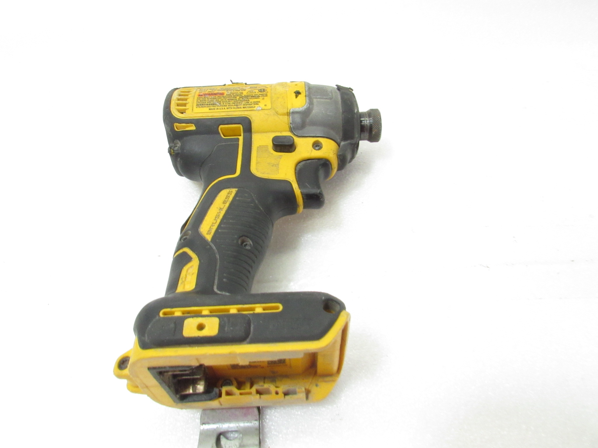 DeWalt DCF887 20V MAX XR 1/4" 3-Speed Impact Driver