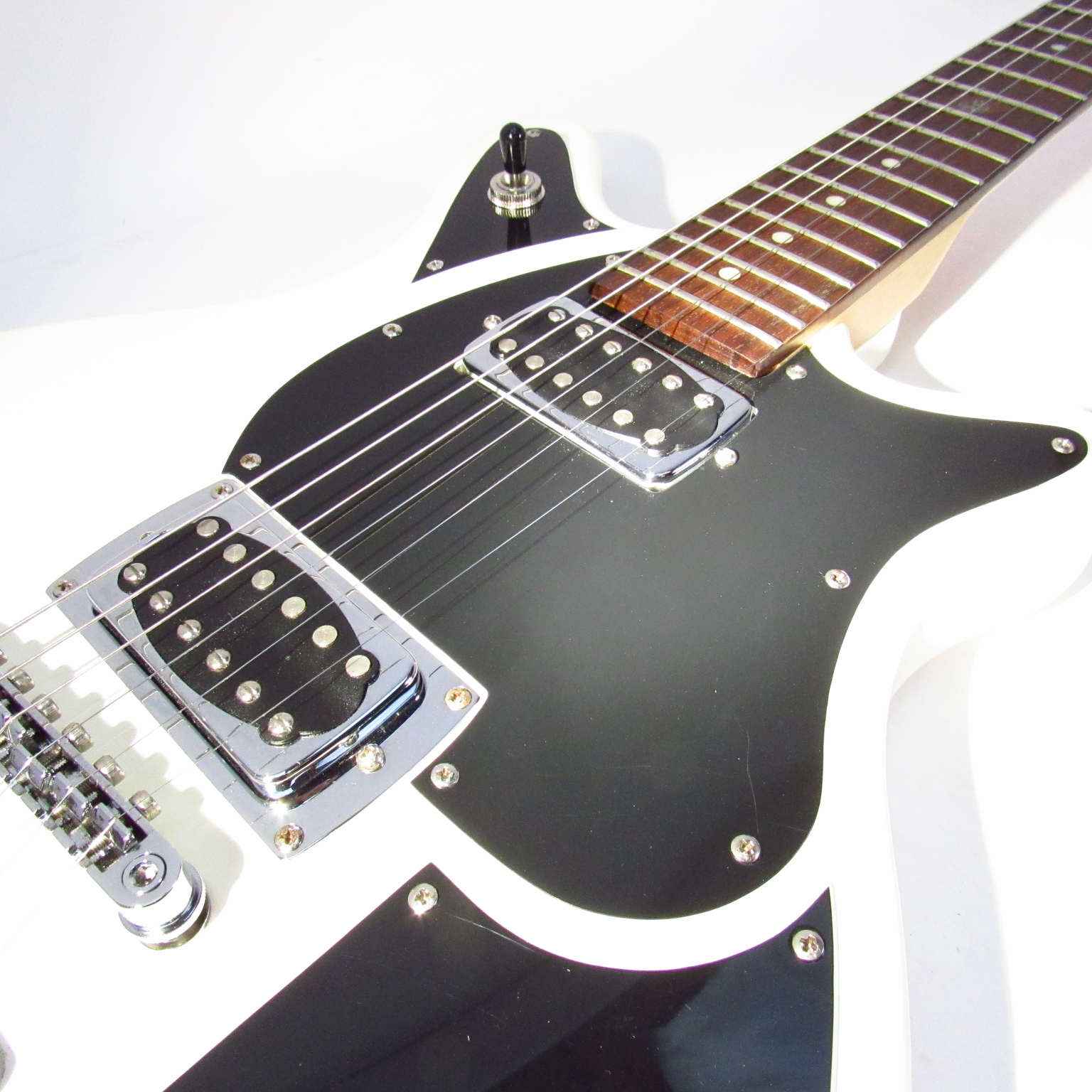 First Act VW35390 Volkswagen Garage Master 6-String RH Electric Guitar ...