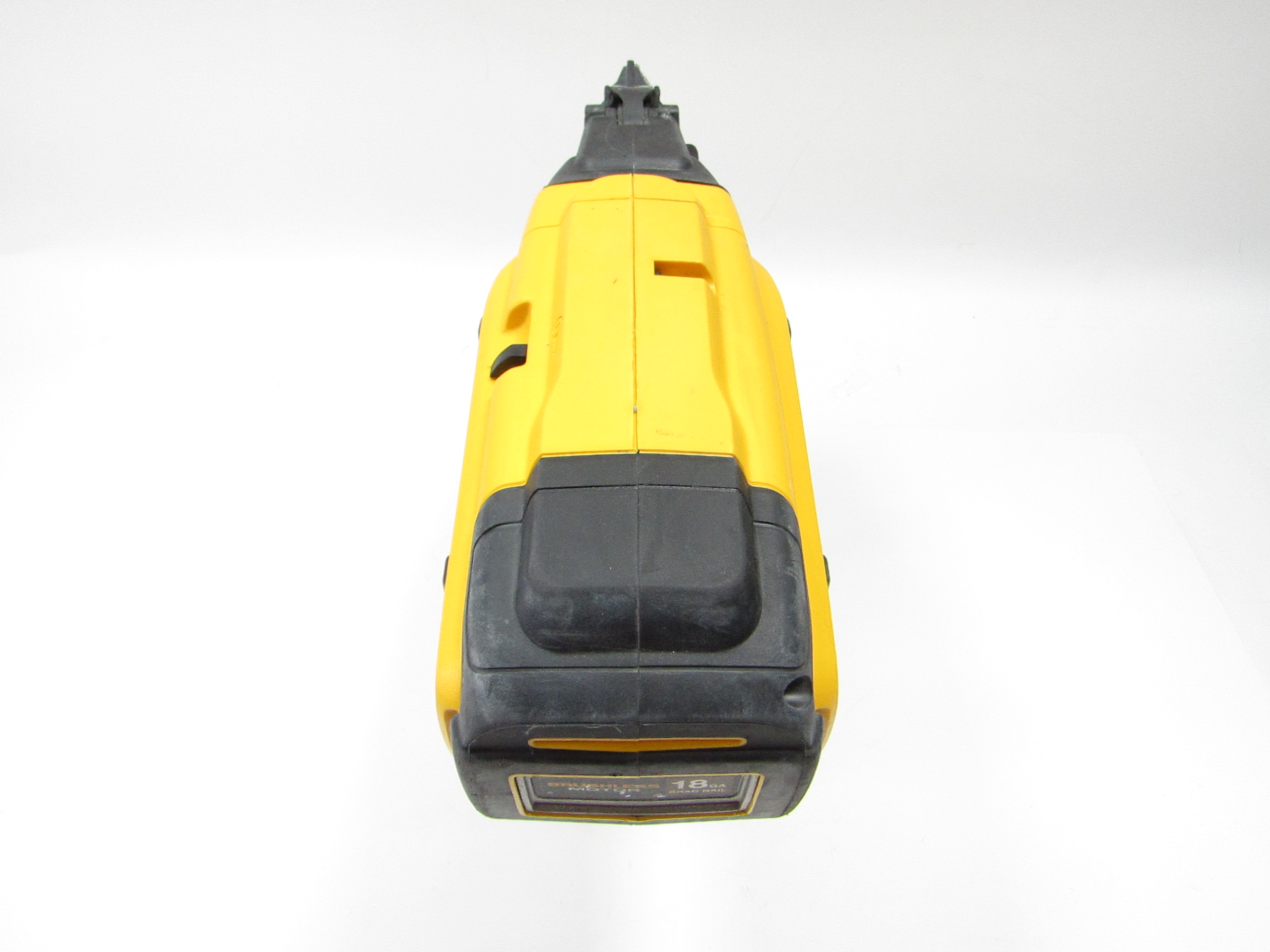 DeWALT DCN680 20V Max Lithium-Ion Brushless 18-Gauge Cordless Brad ...