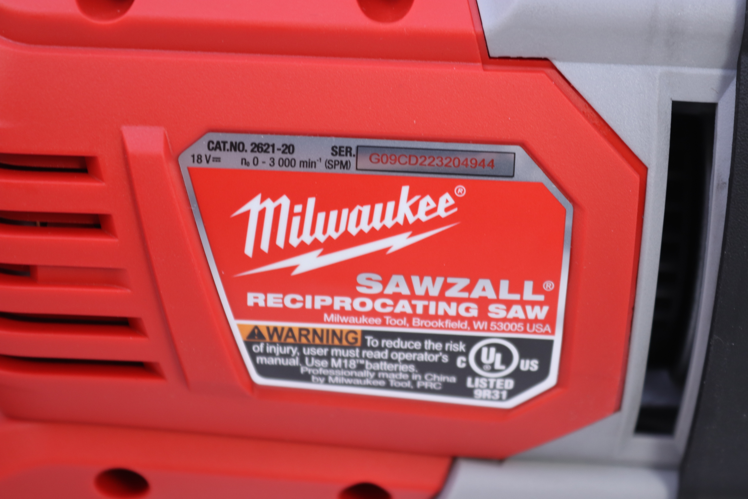 Milwaukee 2621-20 M18 18-Volt Lithium-Ion Cordless SAWZALL ...