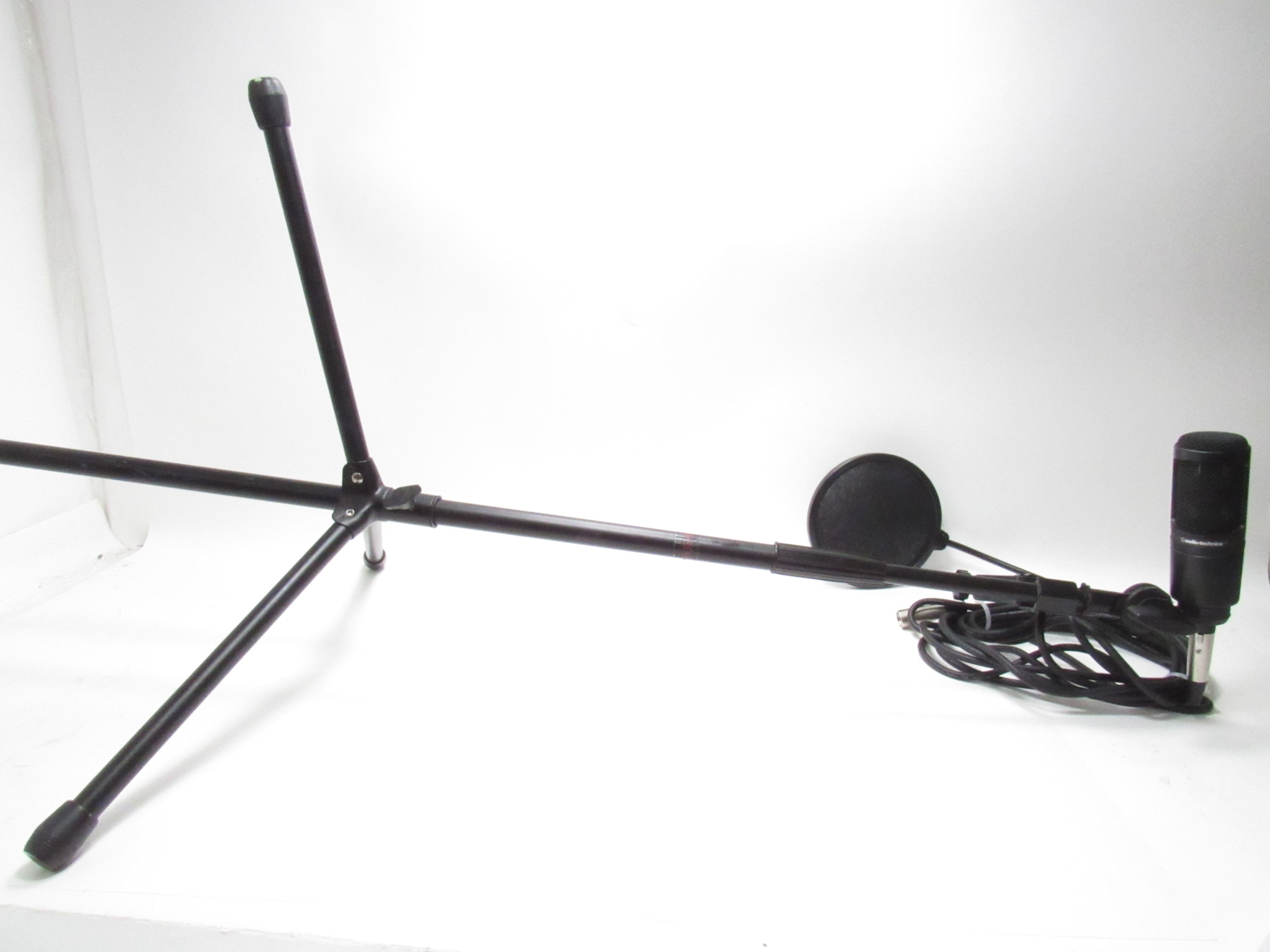 Audio-Technica AT-2020 P48 Cardioid Condenser Mic Stand Kit Local ...