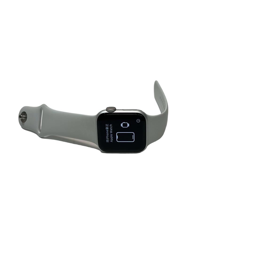 Apple Watch Series 5 A2095 40mm Smartwatch with White Sport Band