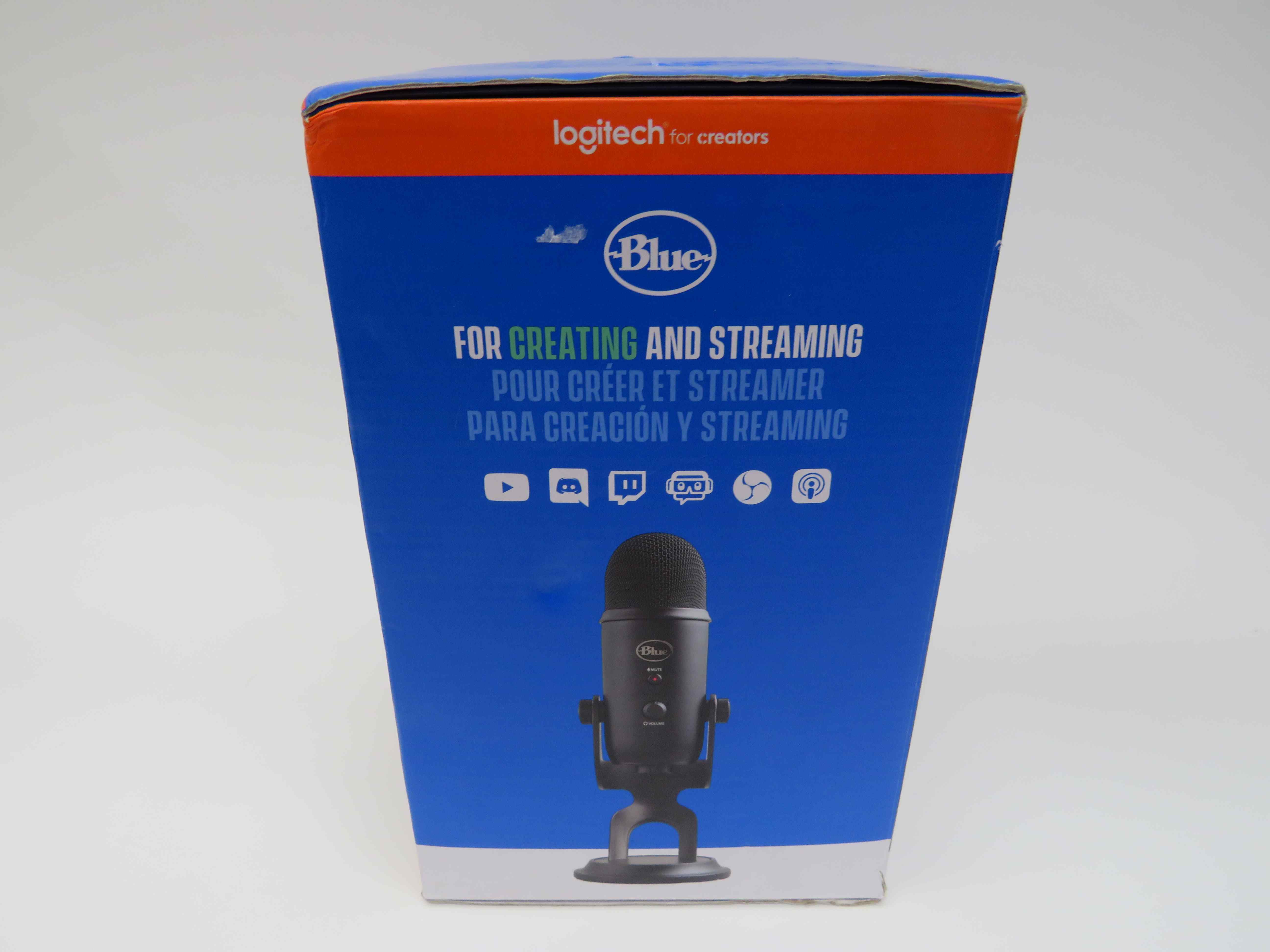 Blue Yeti Premium Multi-Pattern USB Condenser Microphone A00132 930