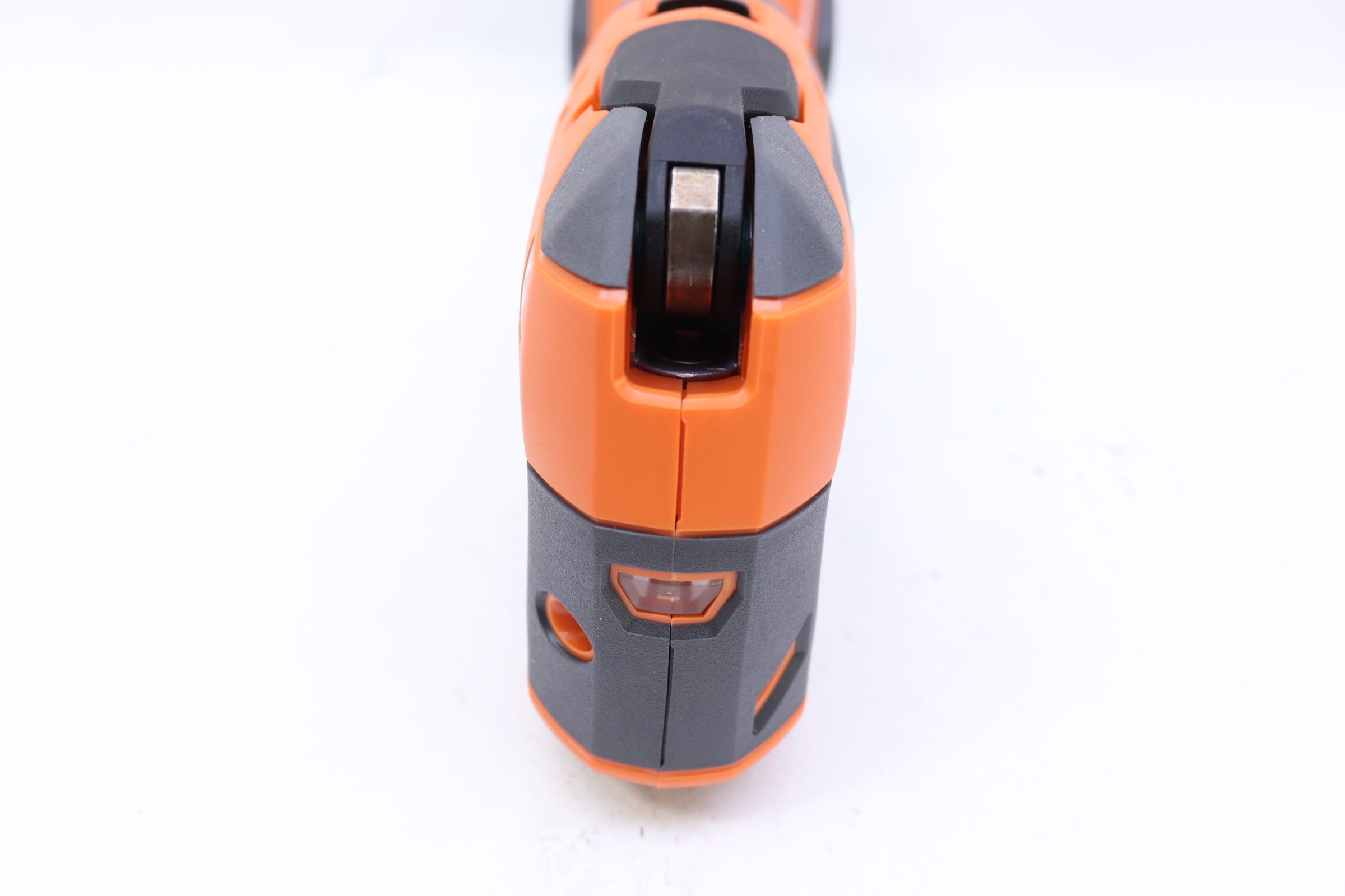 Ridgid R86240 18-Volt Lithium-Ion Brushless Cordless Oscillating Multi-Tool