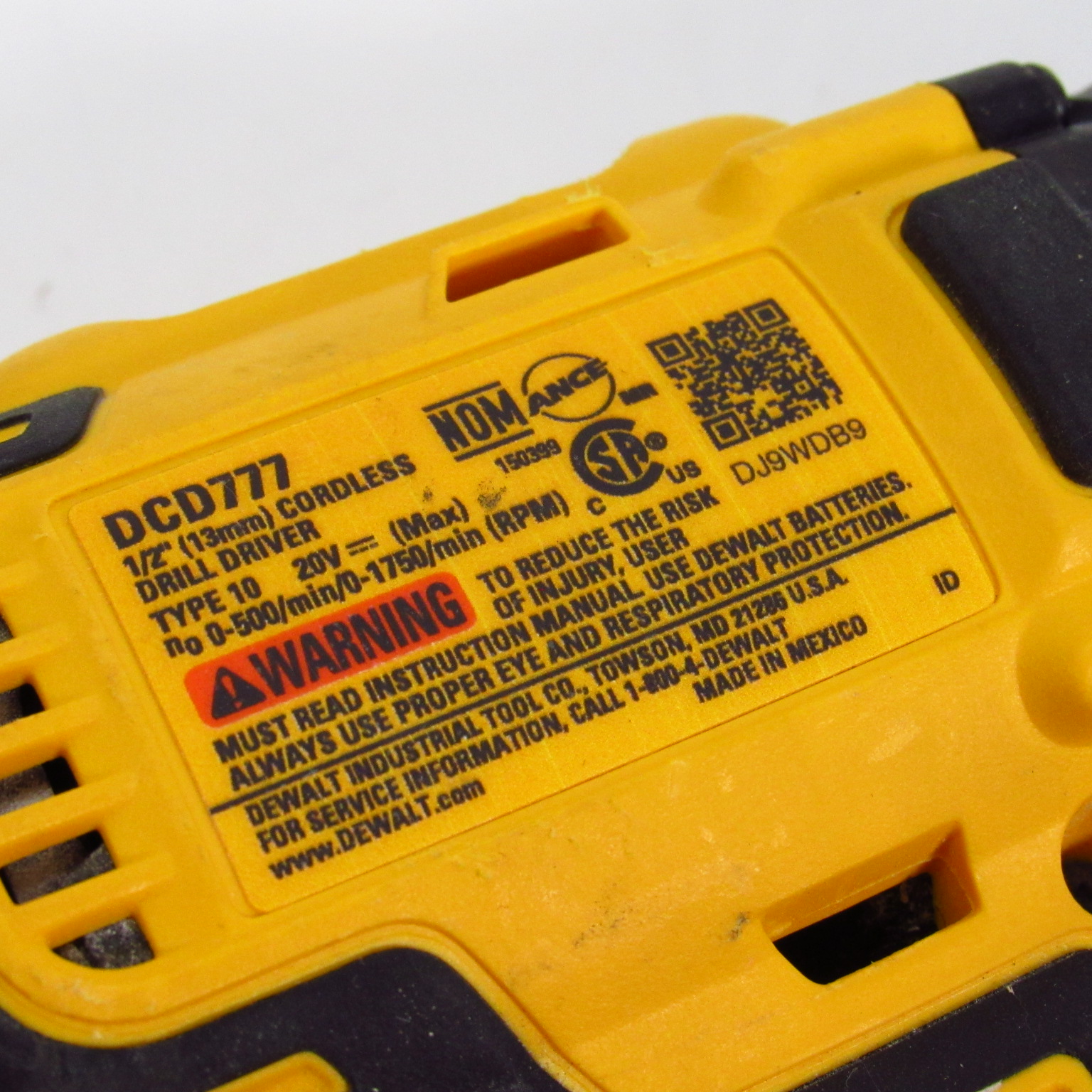 DeWalt DCD777 20V 1/2'' Drive Cordless Brushless Drill/Driver - Tool Only