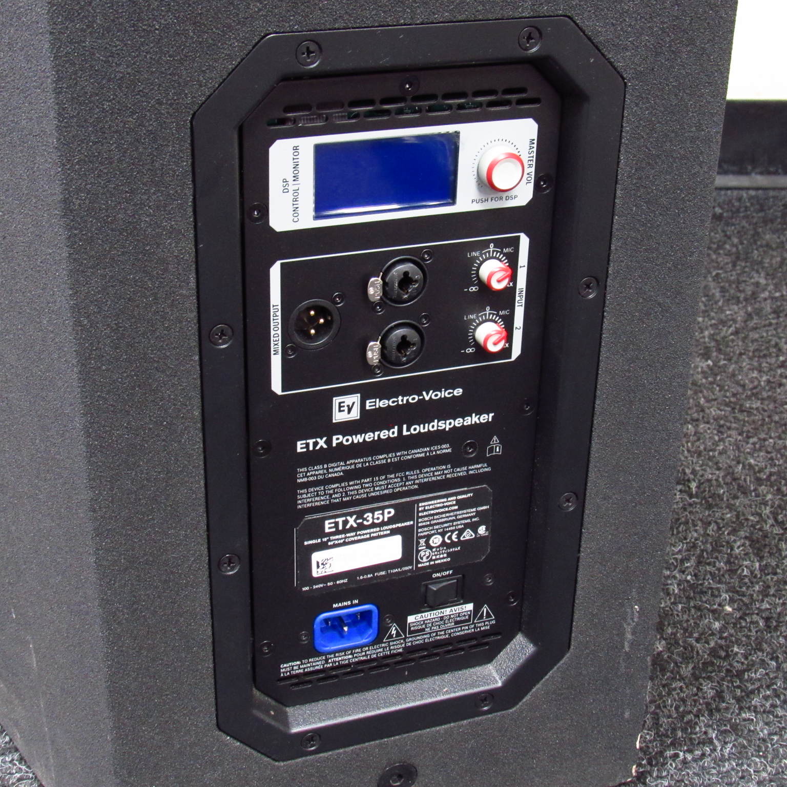 Electro-Voice ETX-35P 2000W 15'' 3-Way Powered Loudspeaker - Pick-Up ...