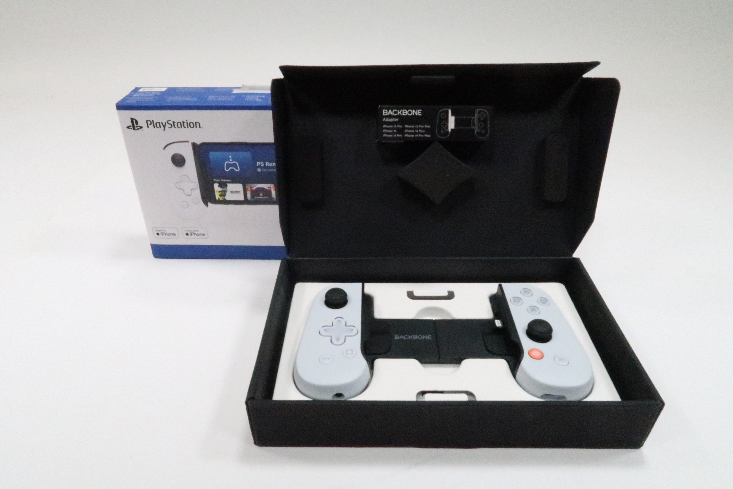 Backbone BB-20 iPhone PlayStation Edition Mobile Controller Adapter 9234