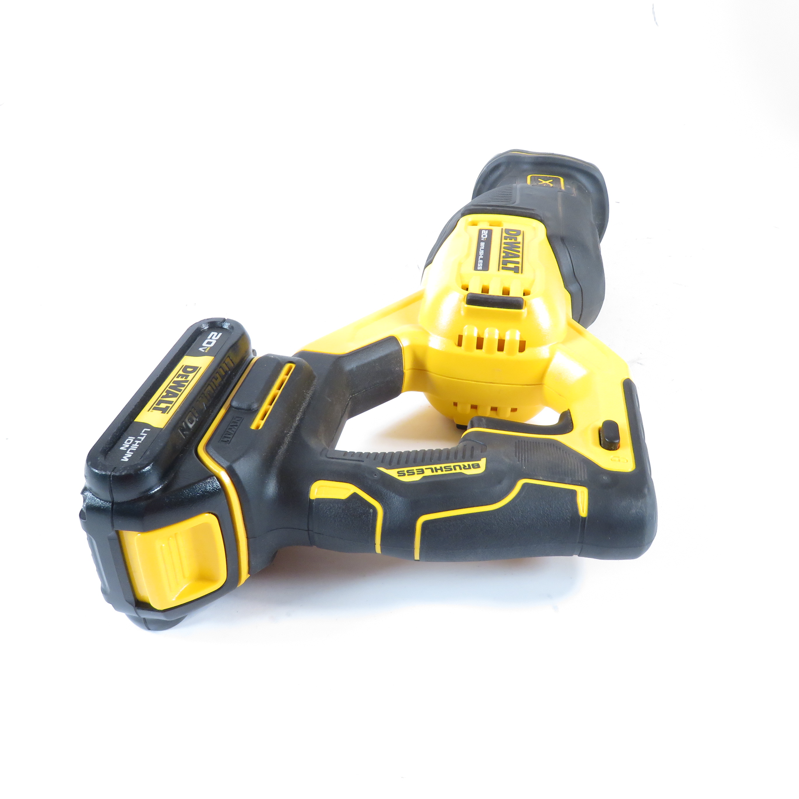 DEWALT DCS382 20-Volt MAX XR Lithium-Ion Cordless Brushless ...