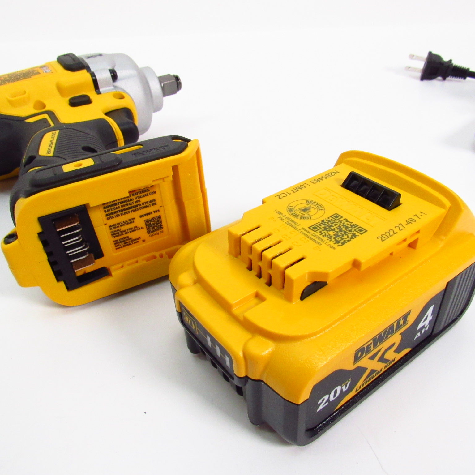 DeWalt DCF891 20V 1/2'' Drive Brushless Cordless Mid-Range Impact ...