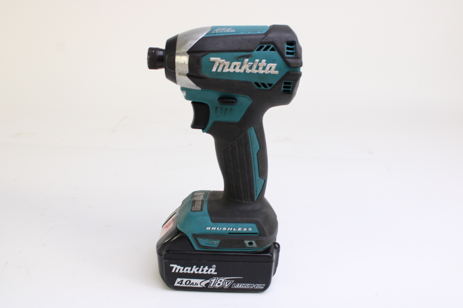 Makita XDT13 18V LXT Lithium-Ion Brushless 1/4" Cordless Impact Driver