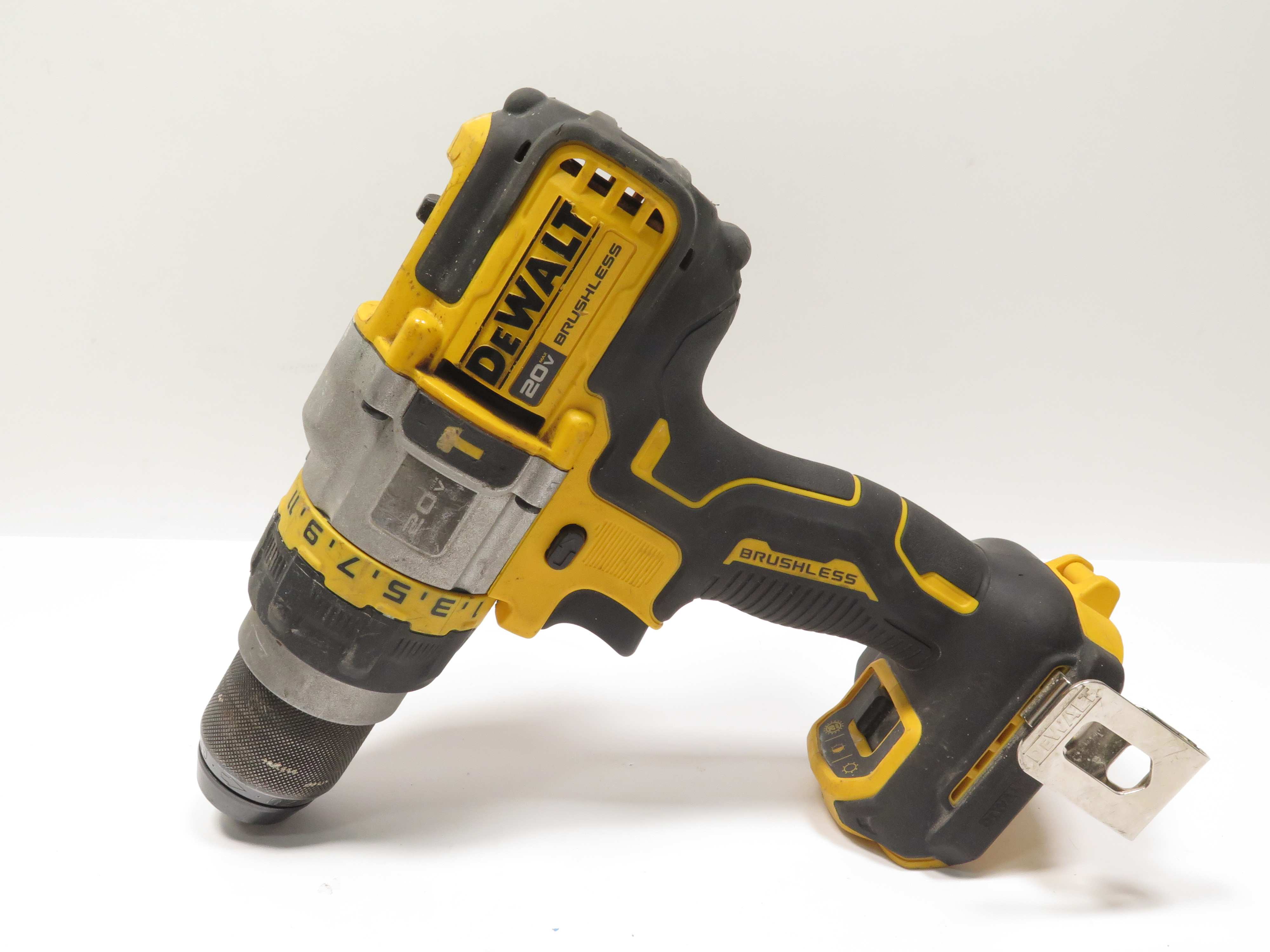 DeWalt DCD999 20-Volt MAX Brushless Cordless 1/2 in. Hammer Drill/Driver
