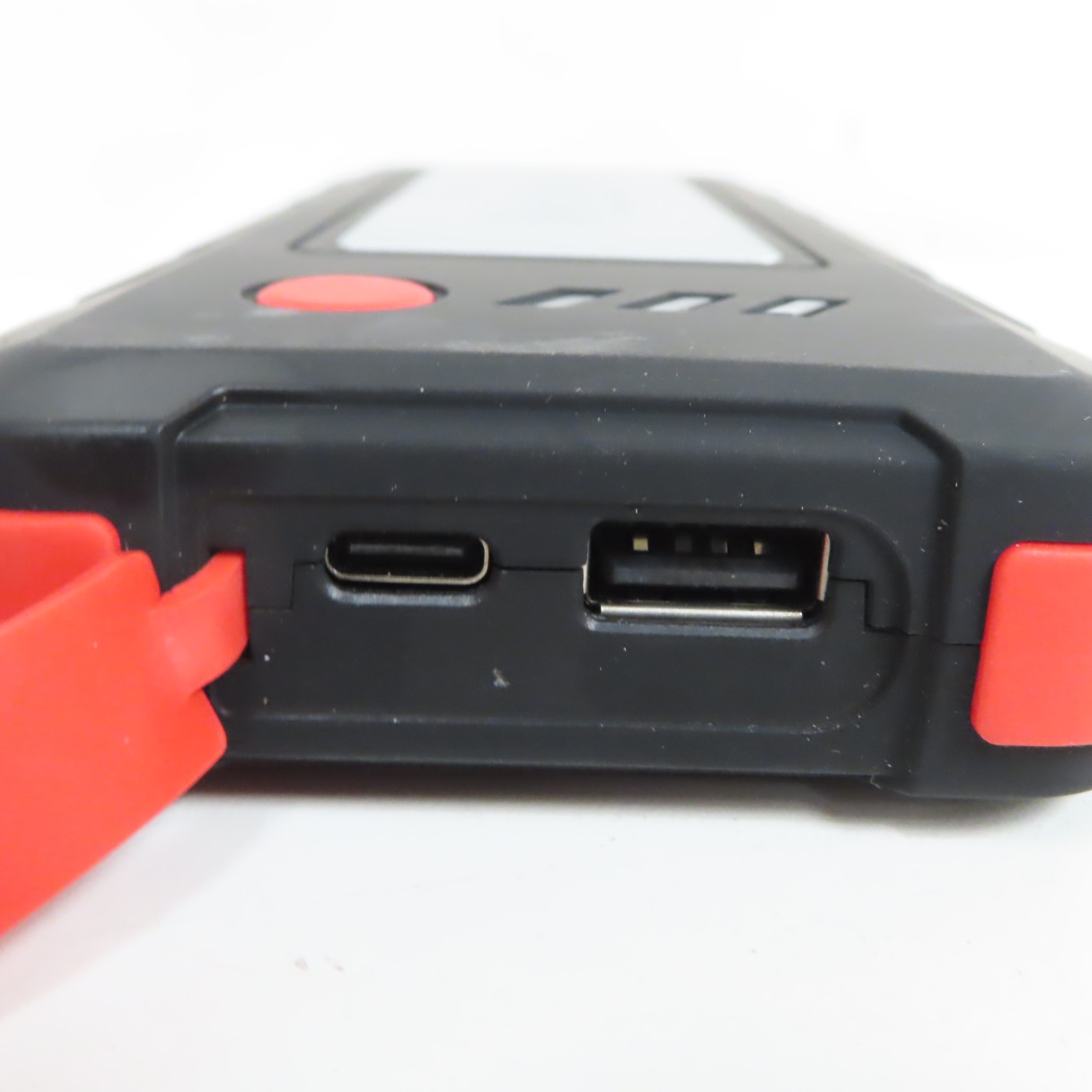 Vector SS6LV 1200 Peak Amp Dual USB Lithium-Ion Jump Starter/Charger