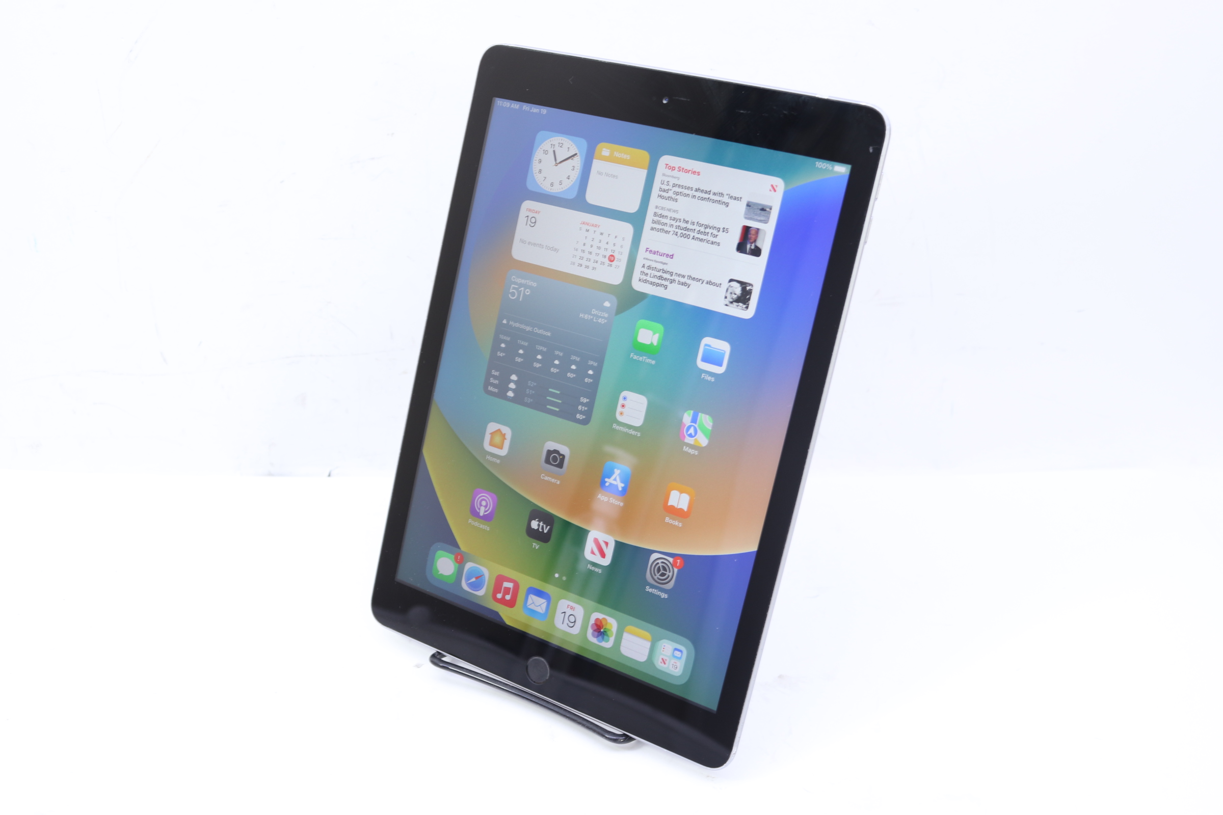 Apple iPad MP2F2LL/A 5th Generation WiFi Only 32GB Storage Space Gray ...