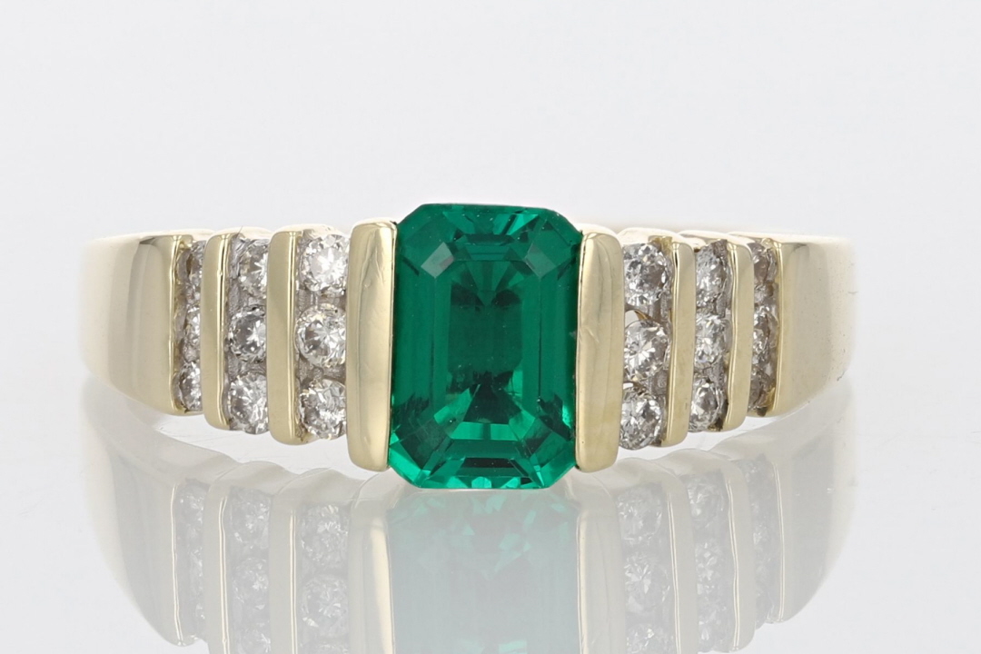 .95ctw Lab-Created Emerald with Diamond Accents Ring 14k Yellow Gold Size 7