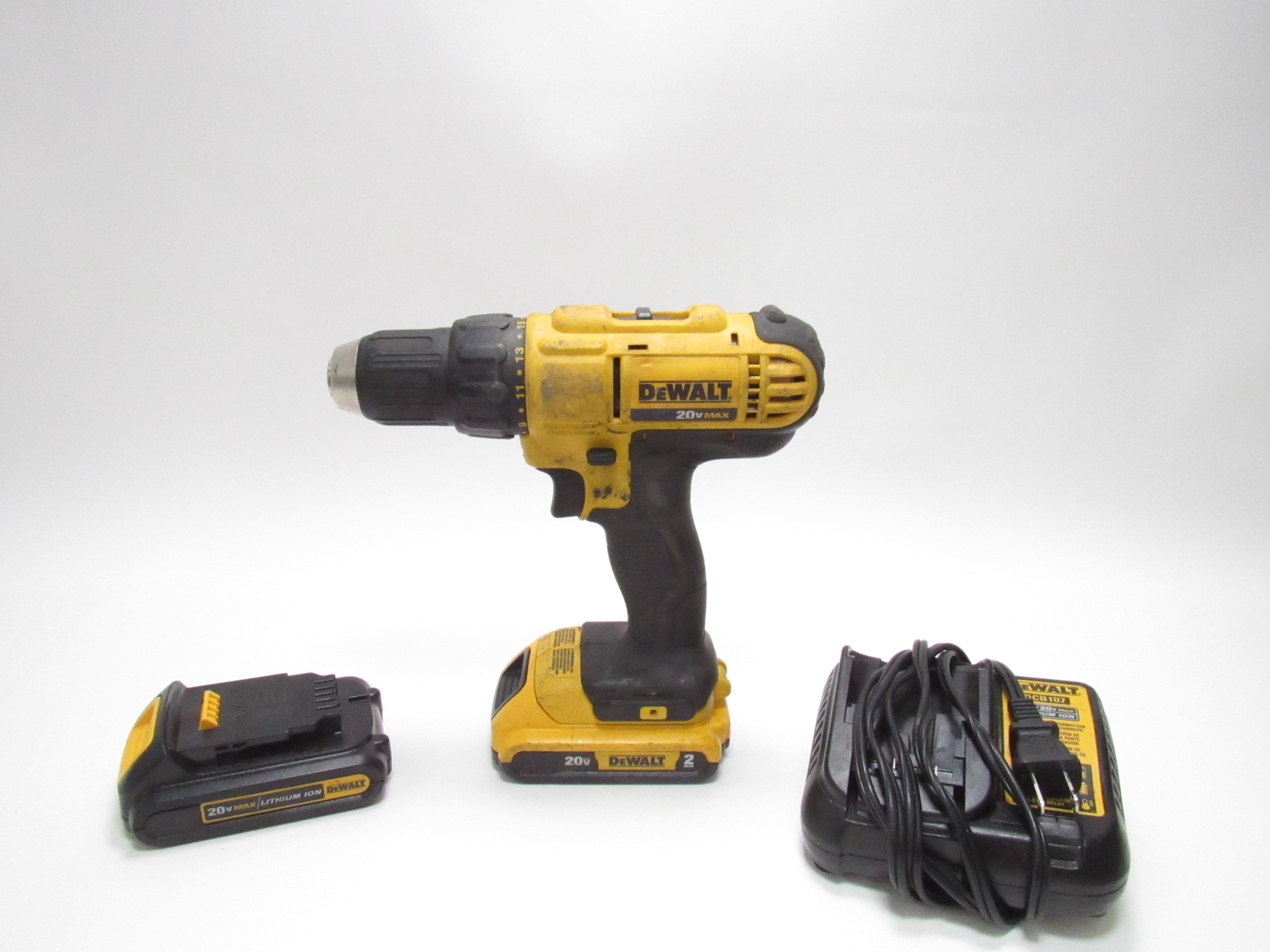 DeWalt DCD771 20-Volt MAX Lithium-Ion Cordless 1/2 in. Drive Drill/Driver
