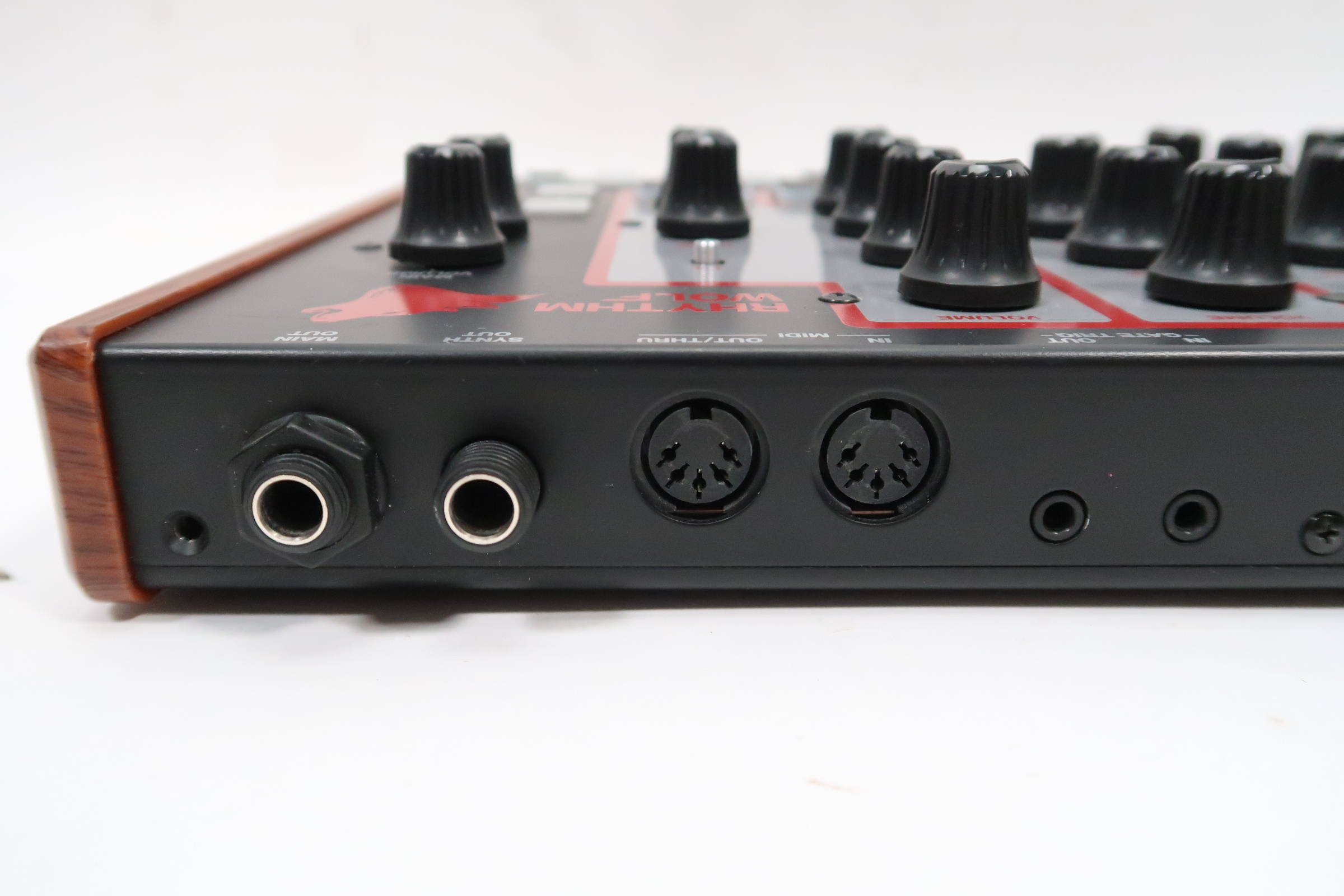 Akai Professional Rhythm Wolf - Analog Drum and Bass Synthesizer Module