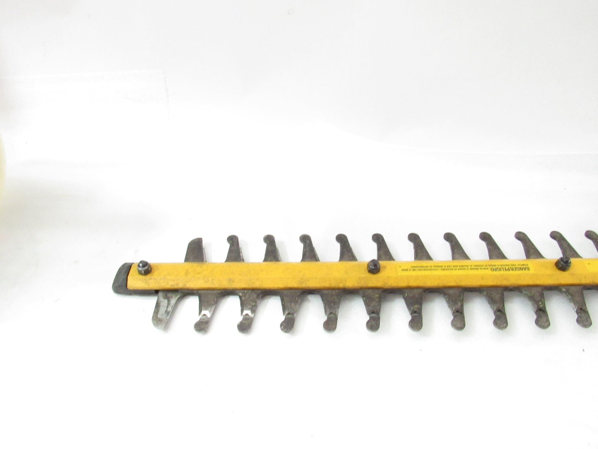 DeWalt DCHT820 20V MAX Cordless Battery Powered Hedge Trimmer