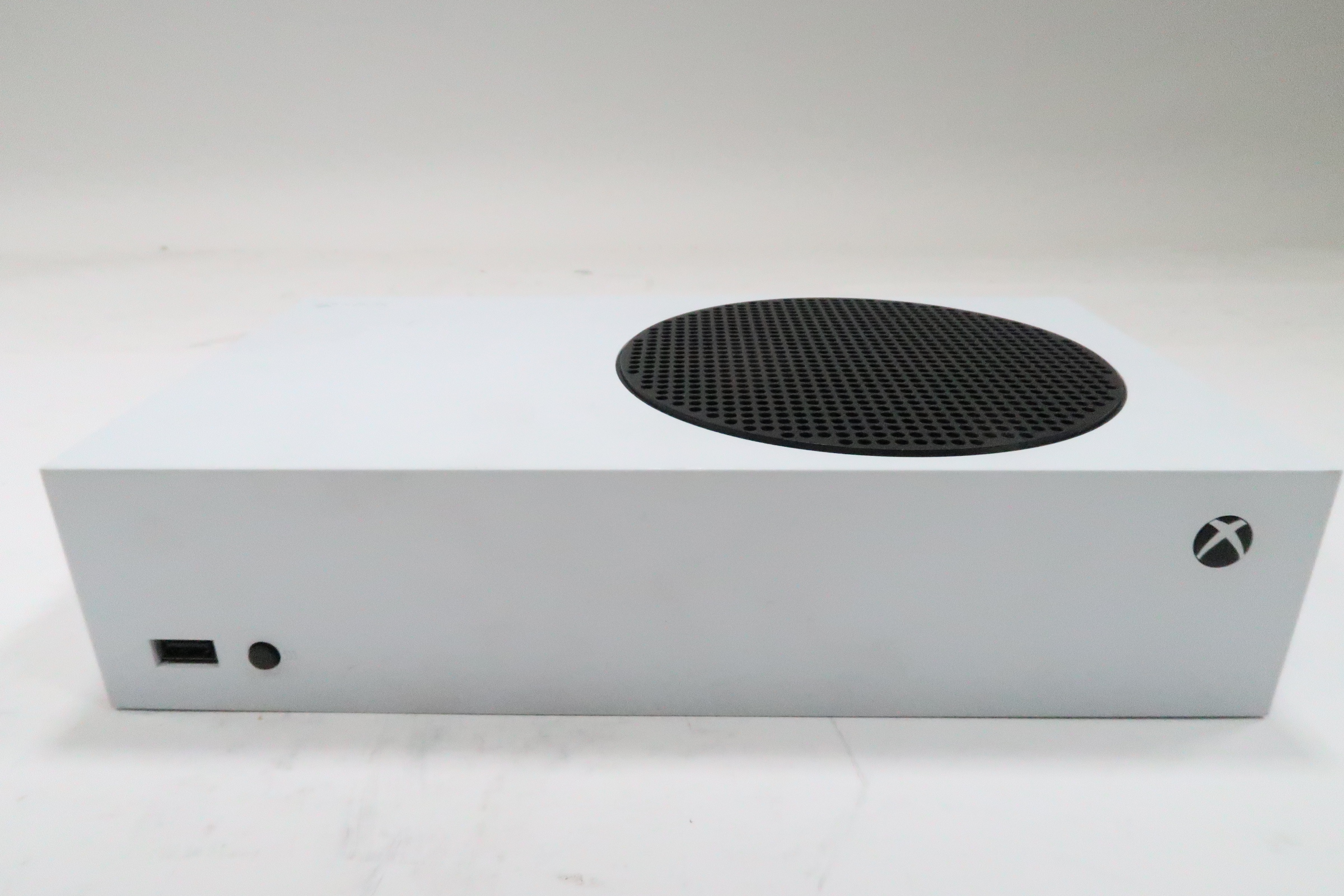 Microsoft 1883 Xbox Series S 512GB All Digital Video Game Console 5153