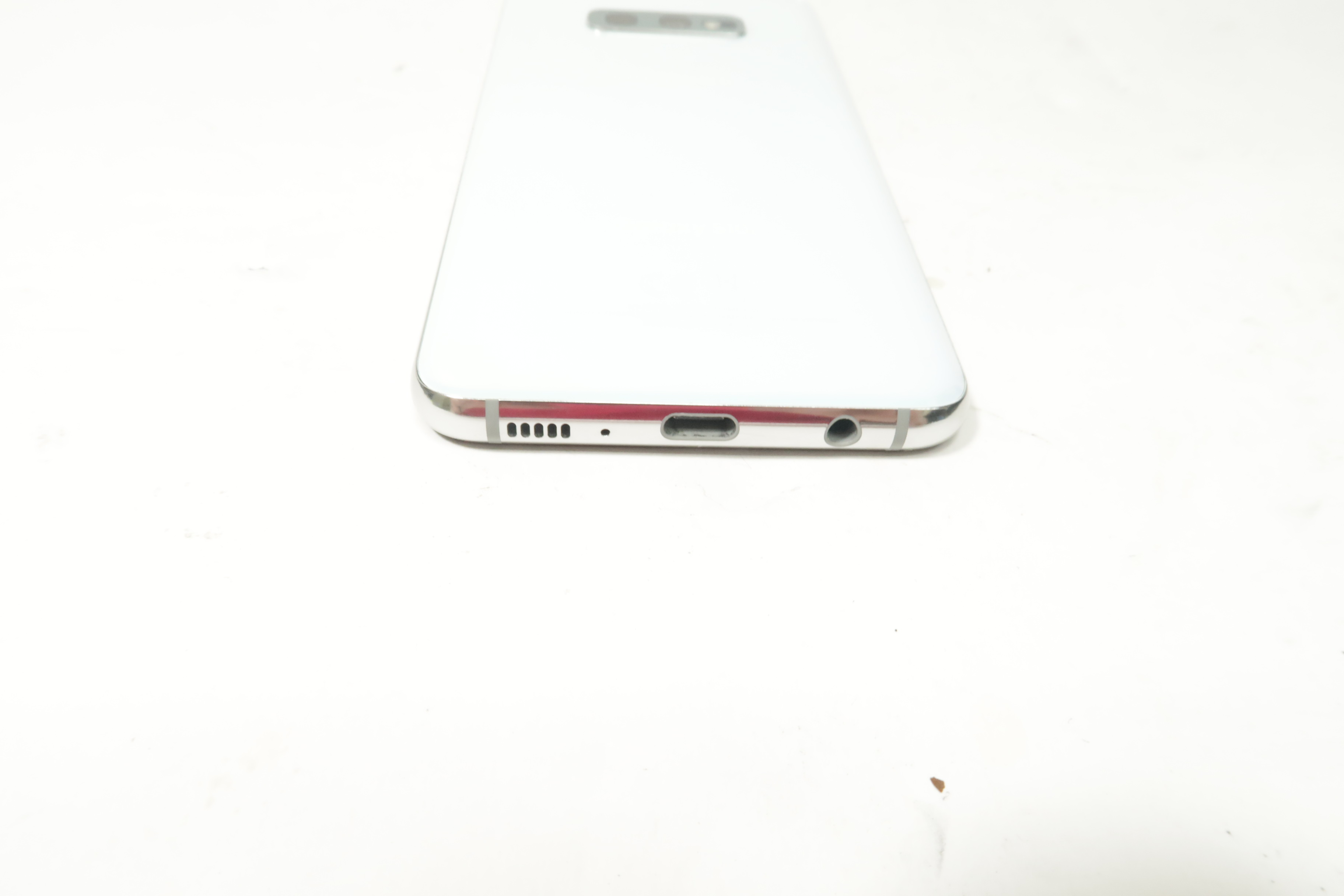 Samsung Galaxy S10E SM-G970U 128GB Unlocked Android Smartphone