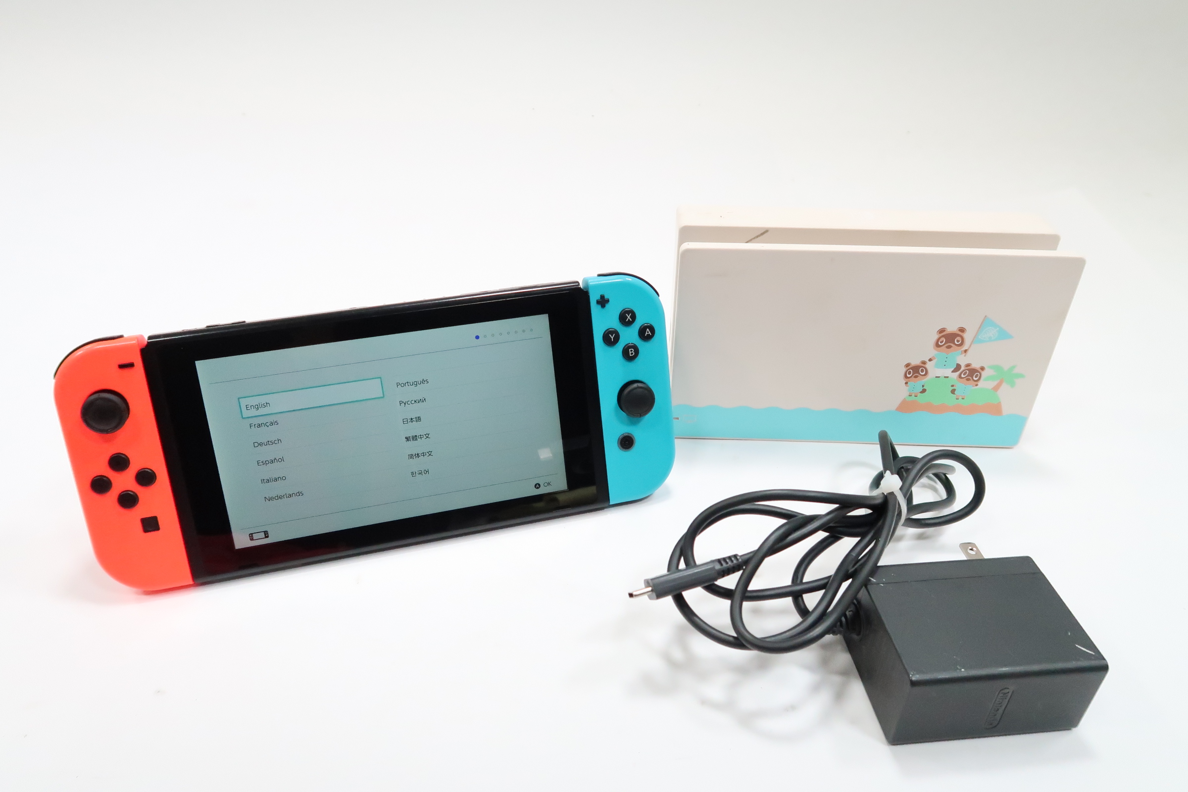 Nintendo HAC-001 Switch Handheld Touchscreen Video Game Console Animal ...