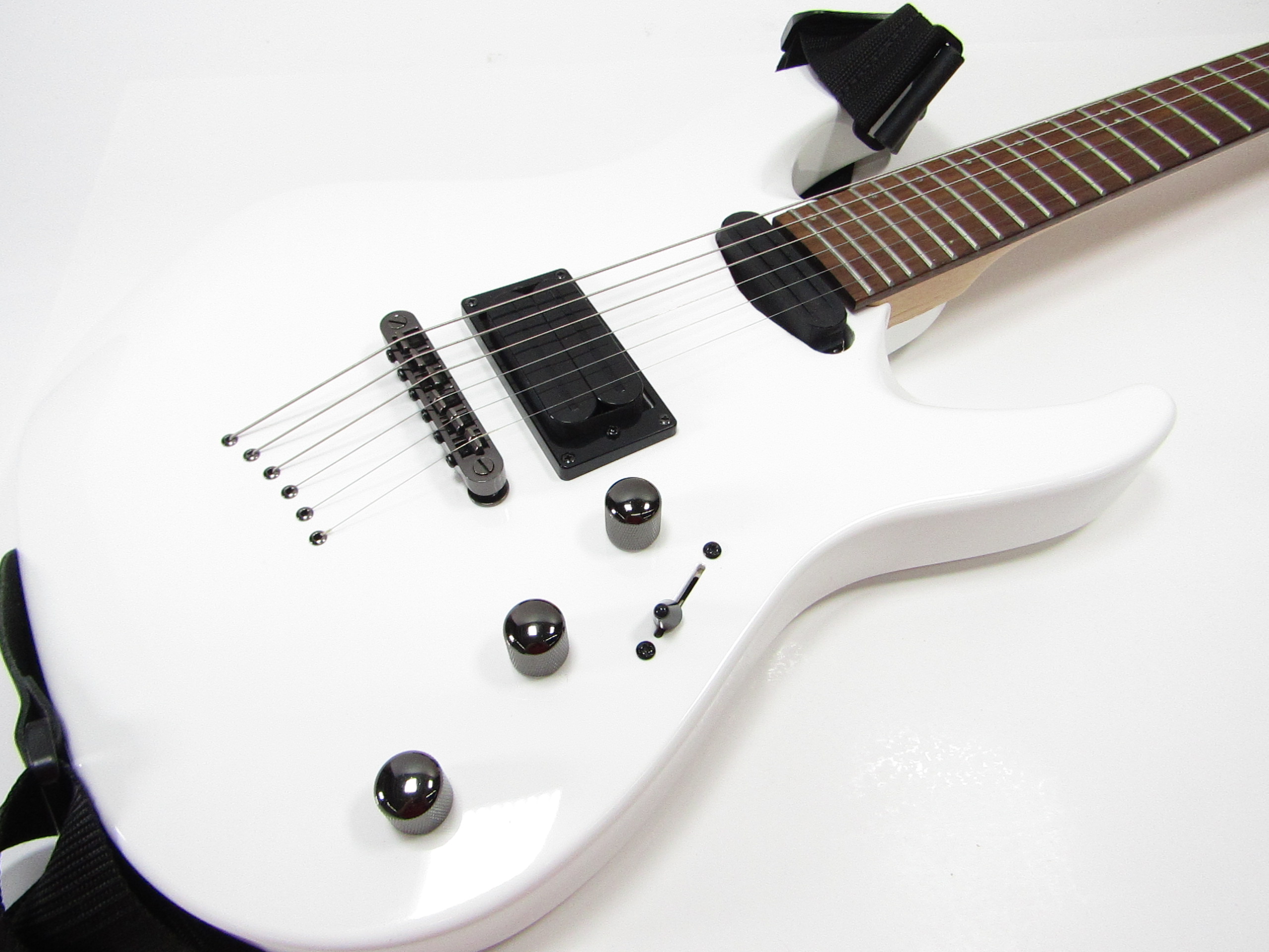 Mitchell MD200 Modern Double-Cutaway White Right Handed Electric Guitar