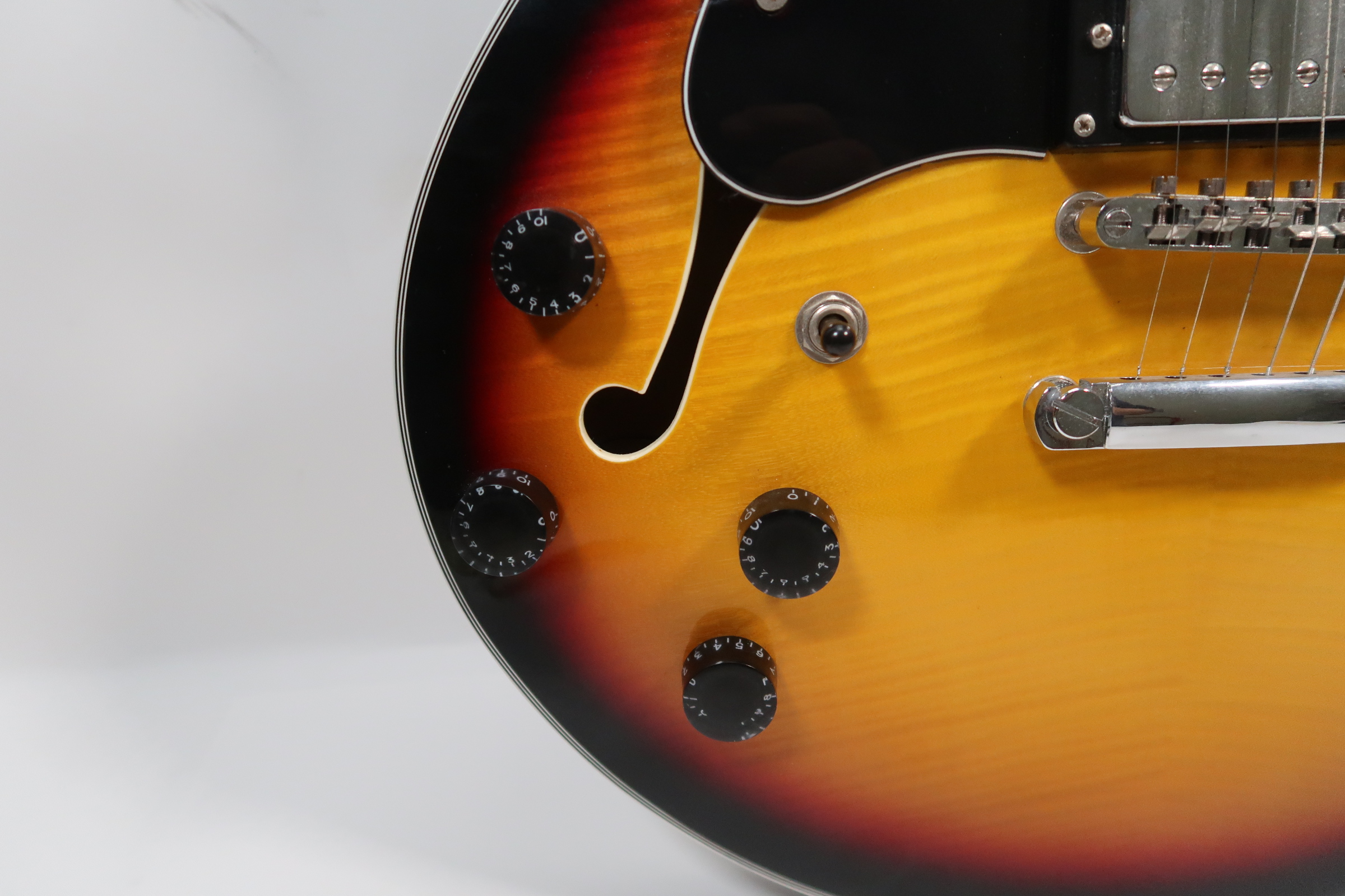 Oscar Schmidt OE-30 Delta King Semi-hollow Electric Guitar