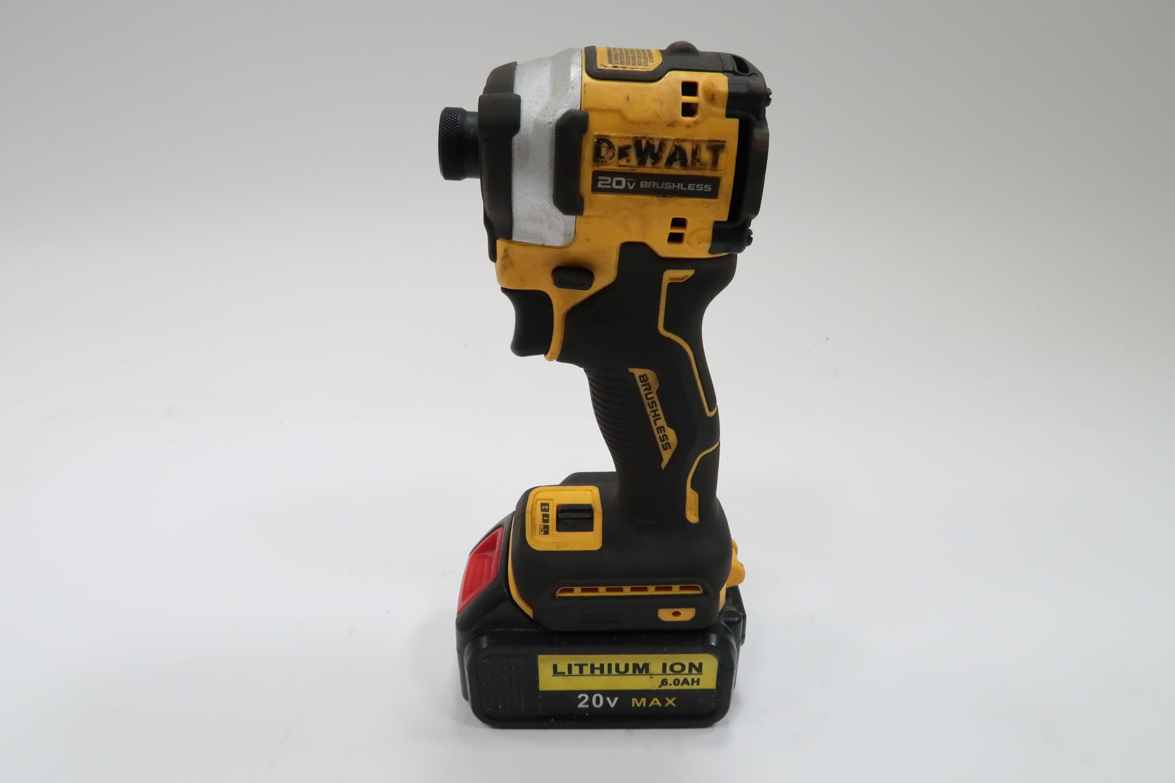 DeWalt DCF850 ATOMIC 20V MAX Cordless Brushless Compact 1/4" Impact ...
