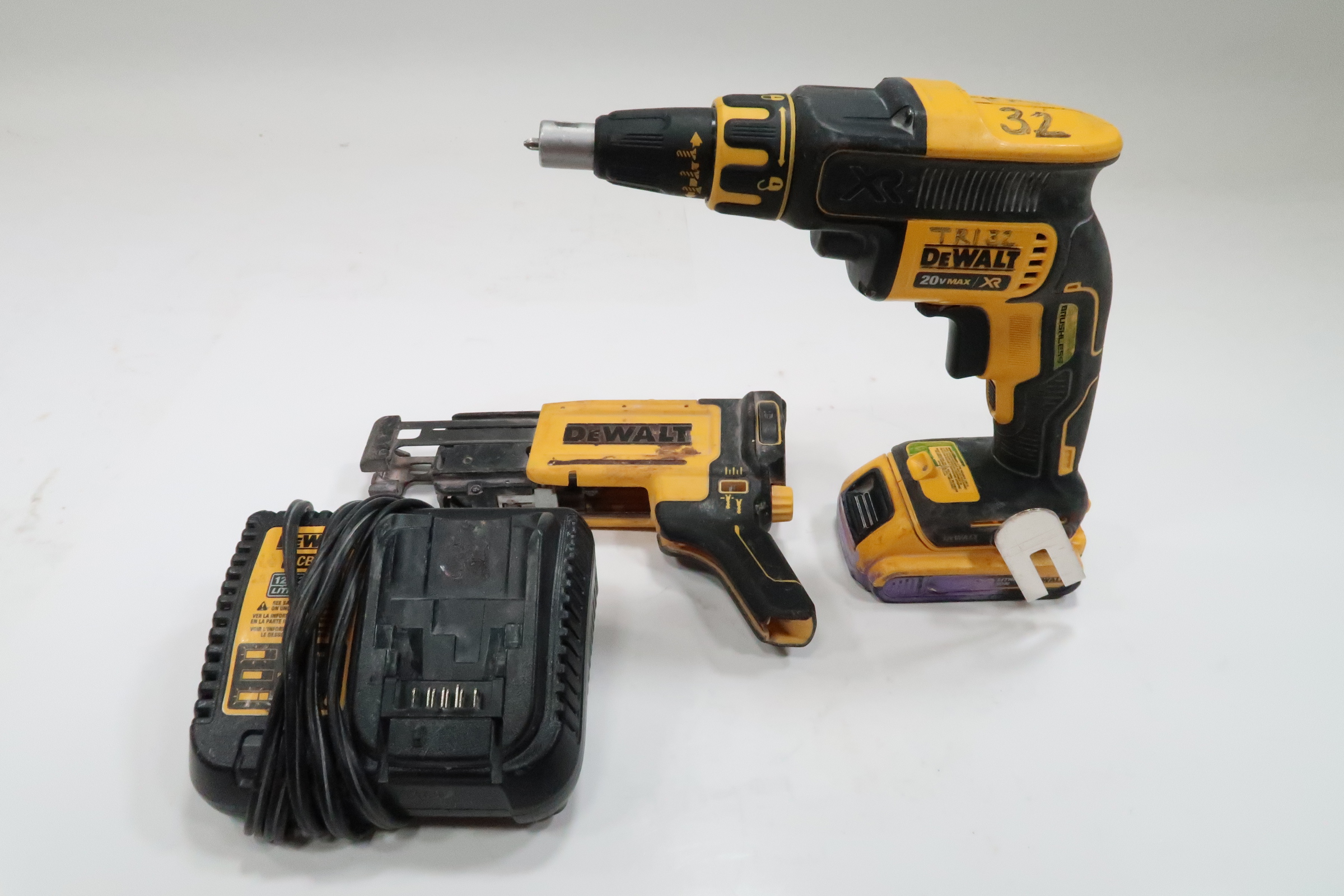 DeWalt DCF620 20V MAX XR Cordless Brushless Drywall Screw Gun 8843