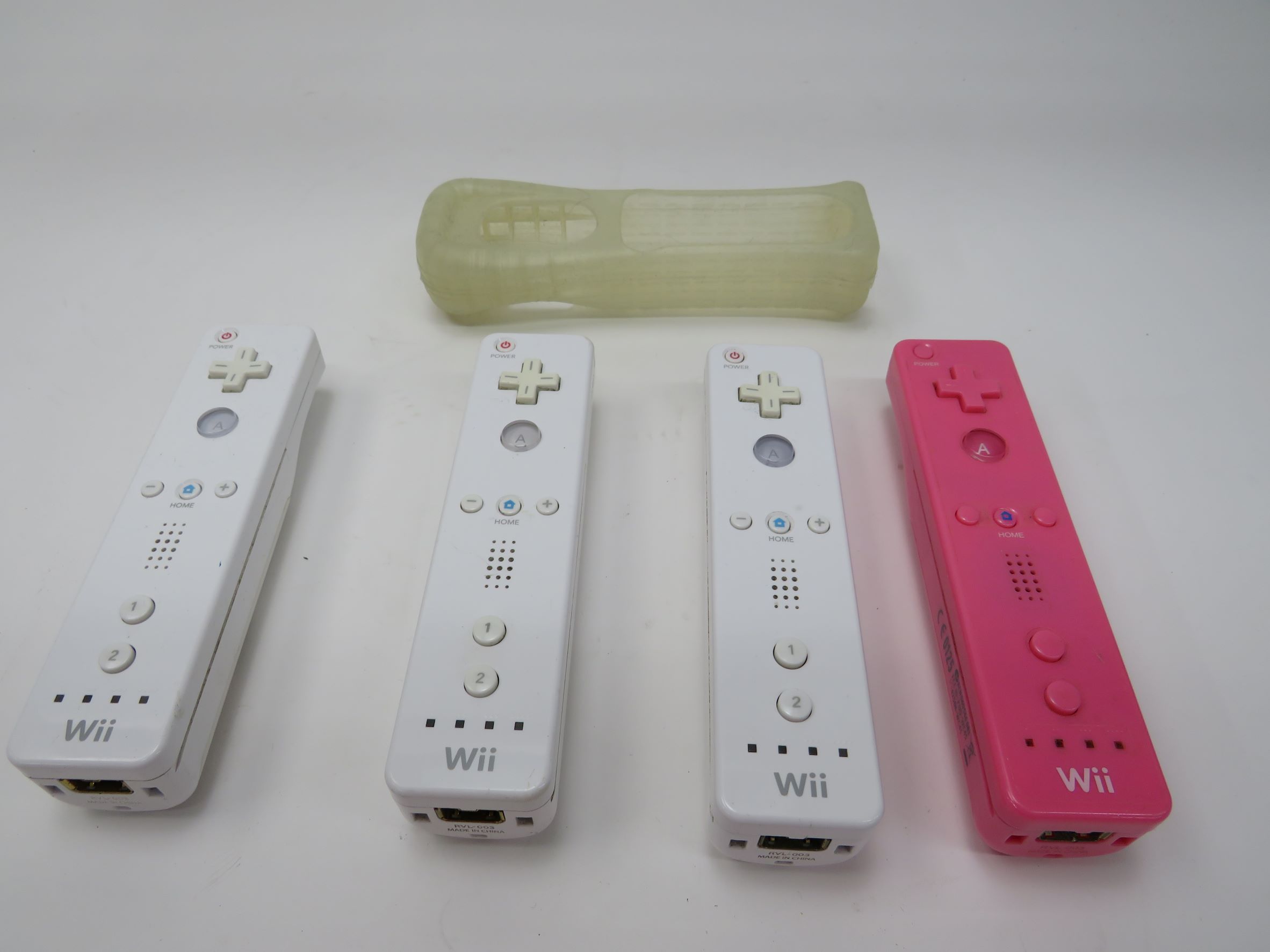 Nintendo Wii RVL-001(USA) Video Game System 512MB 6450