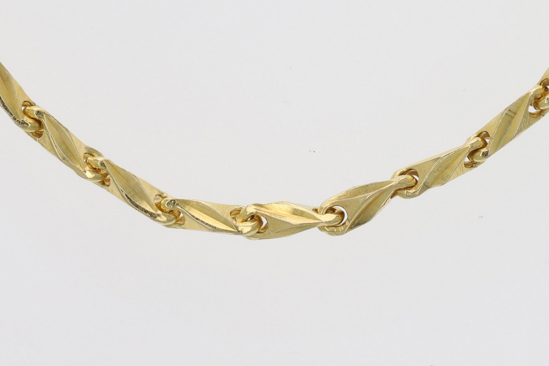 2.2mm Fancy Link Chain 18.25" Necklace 18k Yellow Gold 9.95 Grams