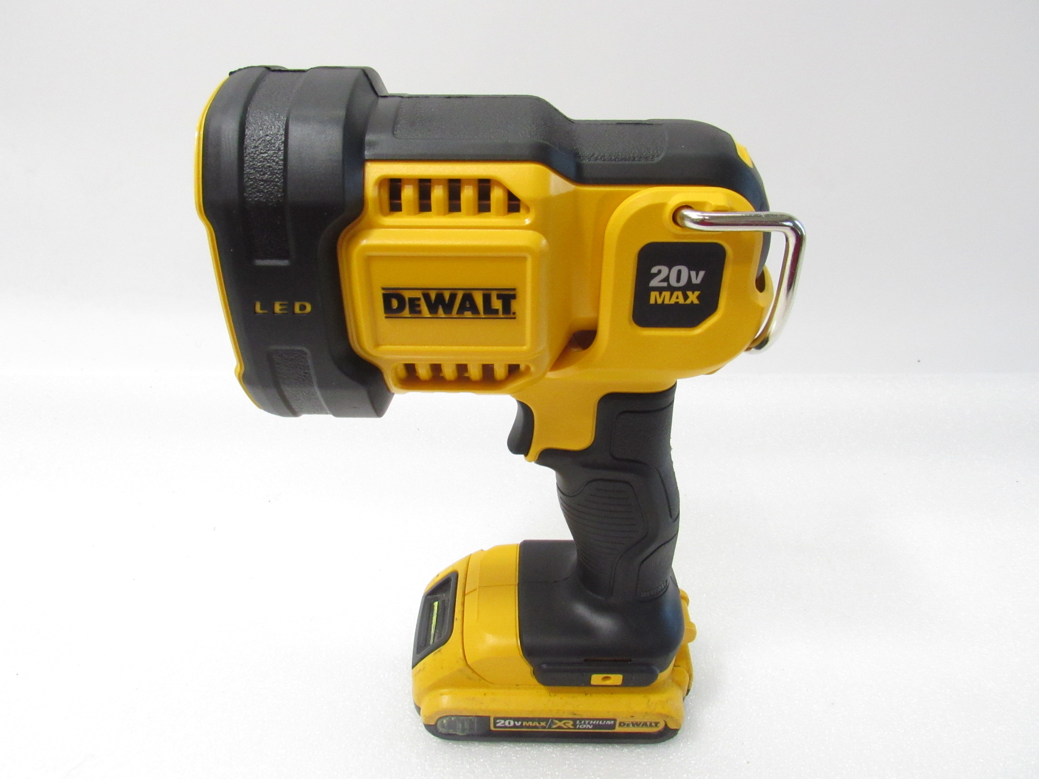 DeWalt DCL043 20V MAX Jobsite LED Spotlight