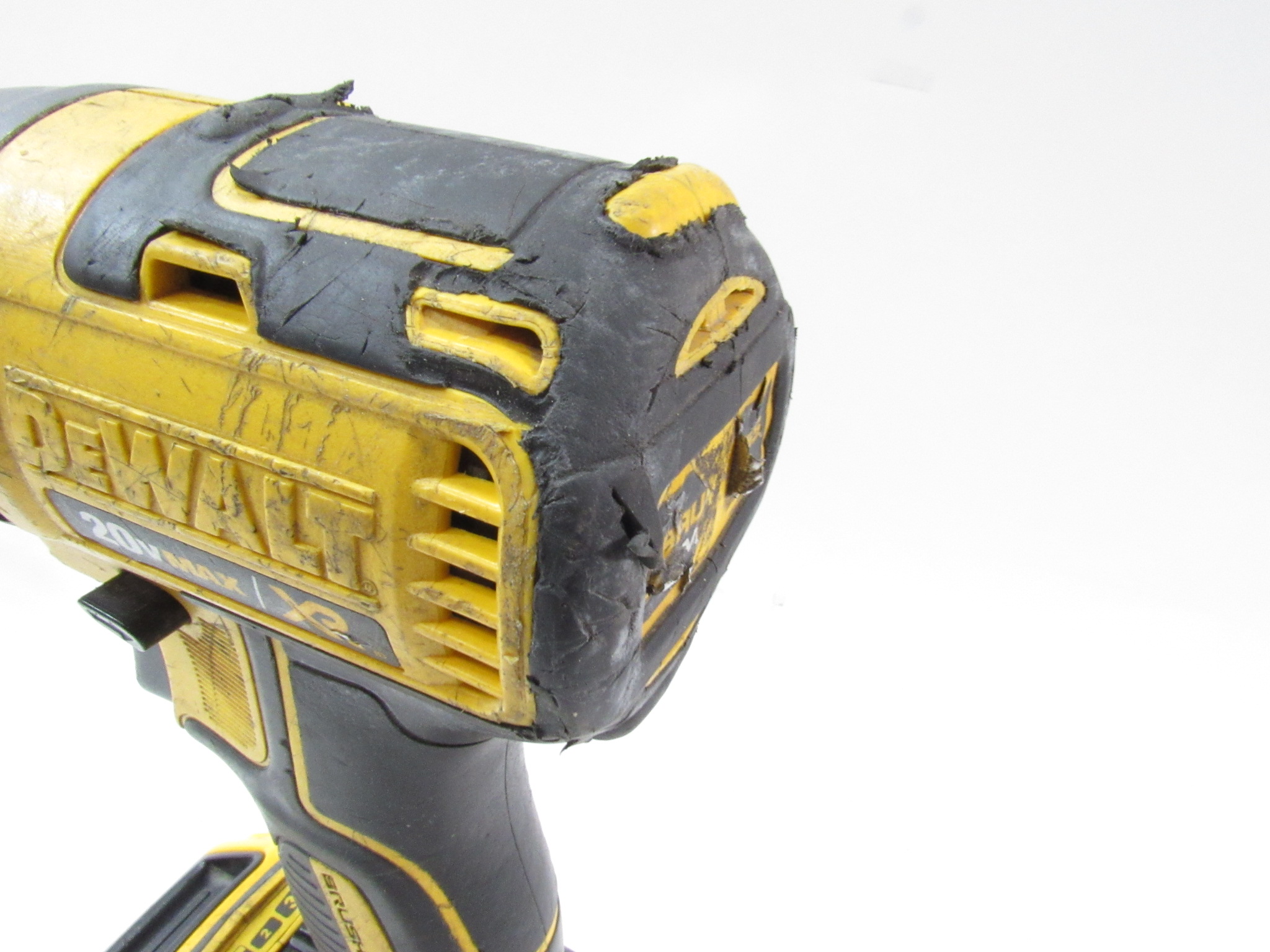DeWalt DCF887 20-Volt MAX XR Cordless Brushless 3-Speed 1/4 in. Impact ...