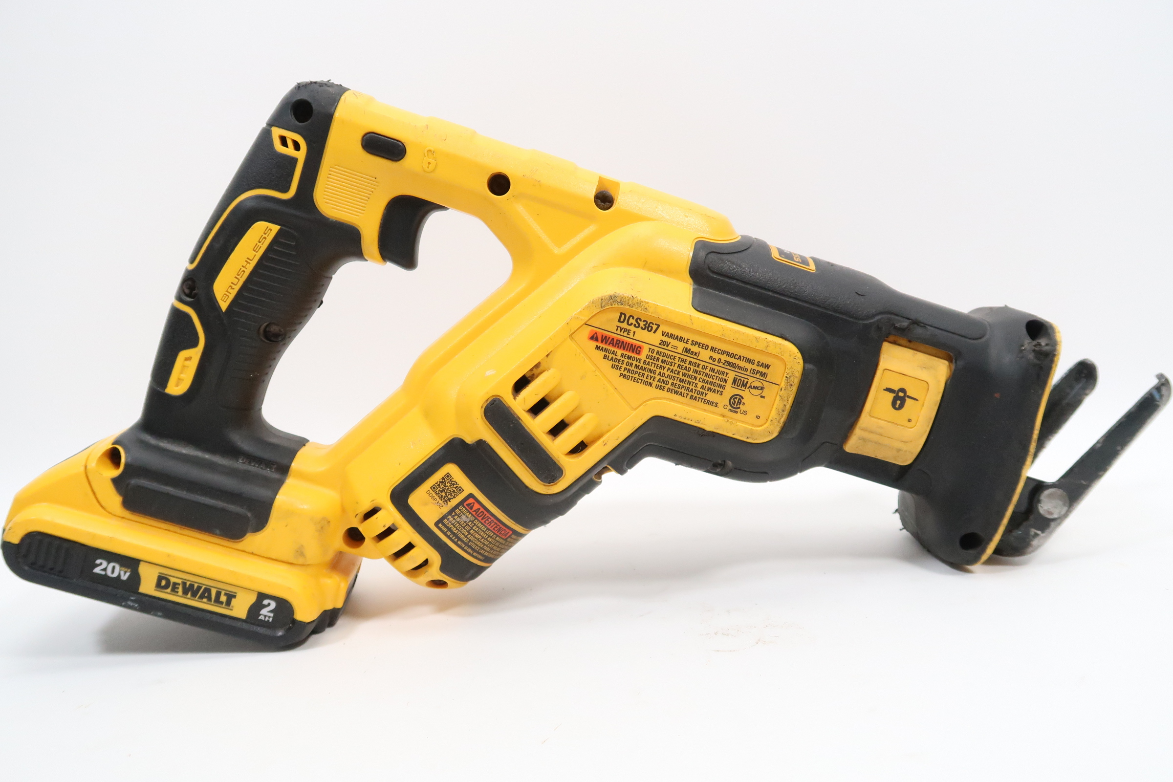 DeWalt DCS367 20V MAX XR Cordless Brushless Compact Reciprocating Saw